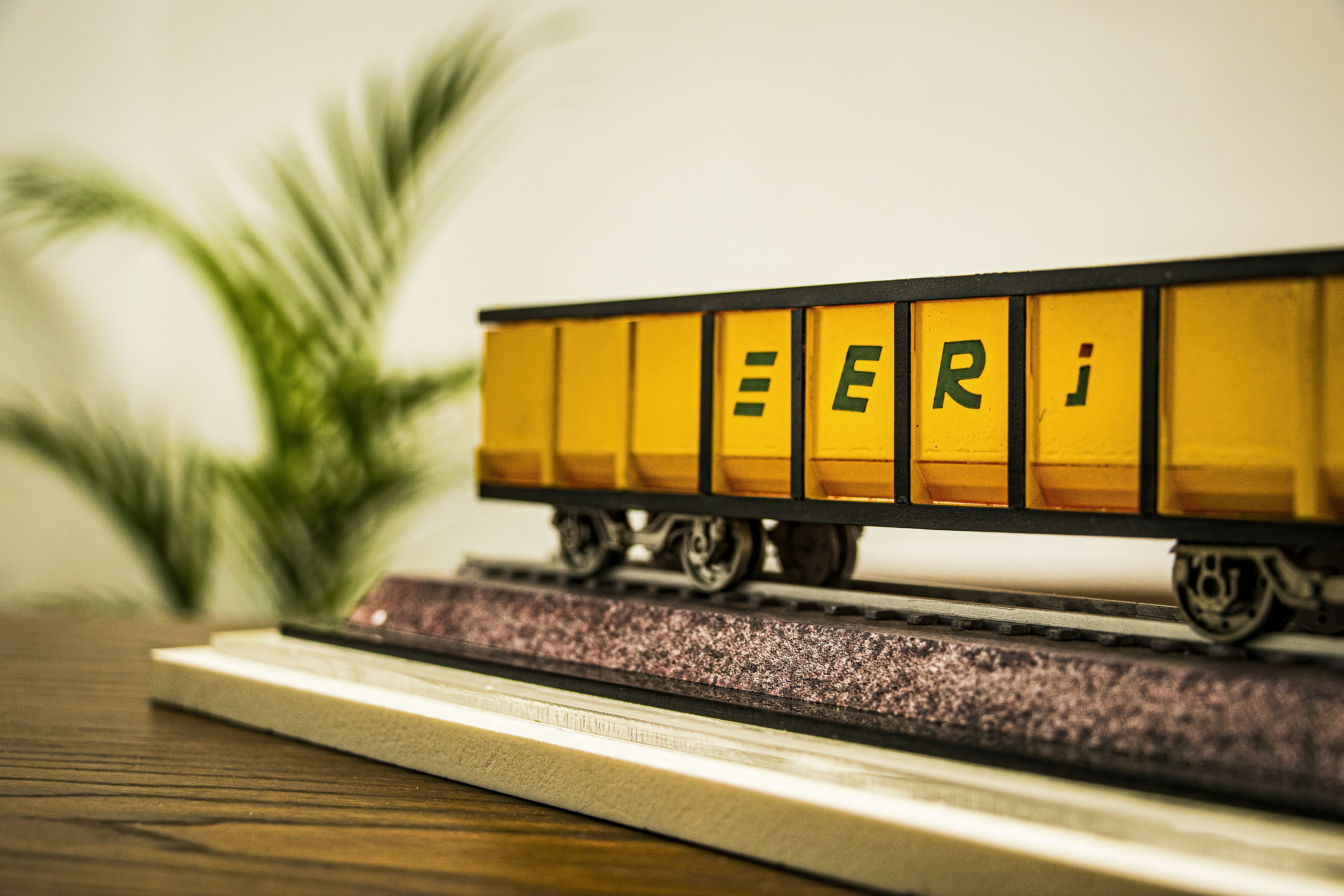 Ehya Rail Iranien Photos | Télécharger des images gratuites sur Unsplash