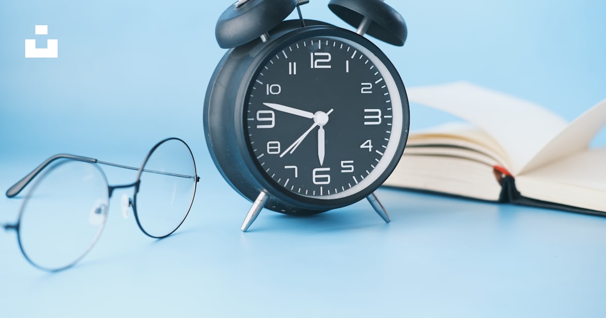 Schwarz-Weiß-Wecker bei 10 10 Foto – Kostenloses Bild zum Thema Uhr auf ... Schwarz-Weiß-Wecker bei 10 10 Foto – Kostenloses Bild zum Thema Uhr auf ...
