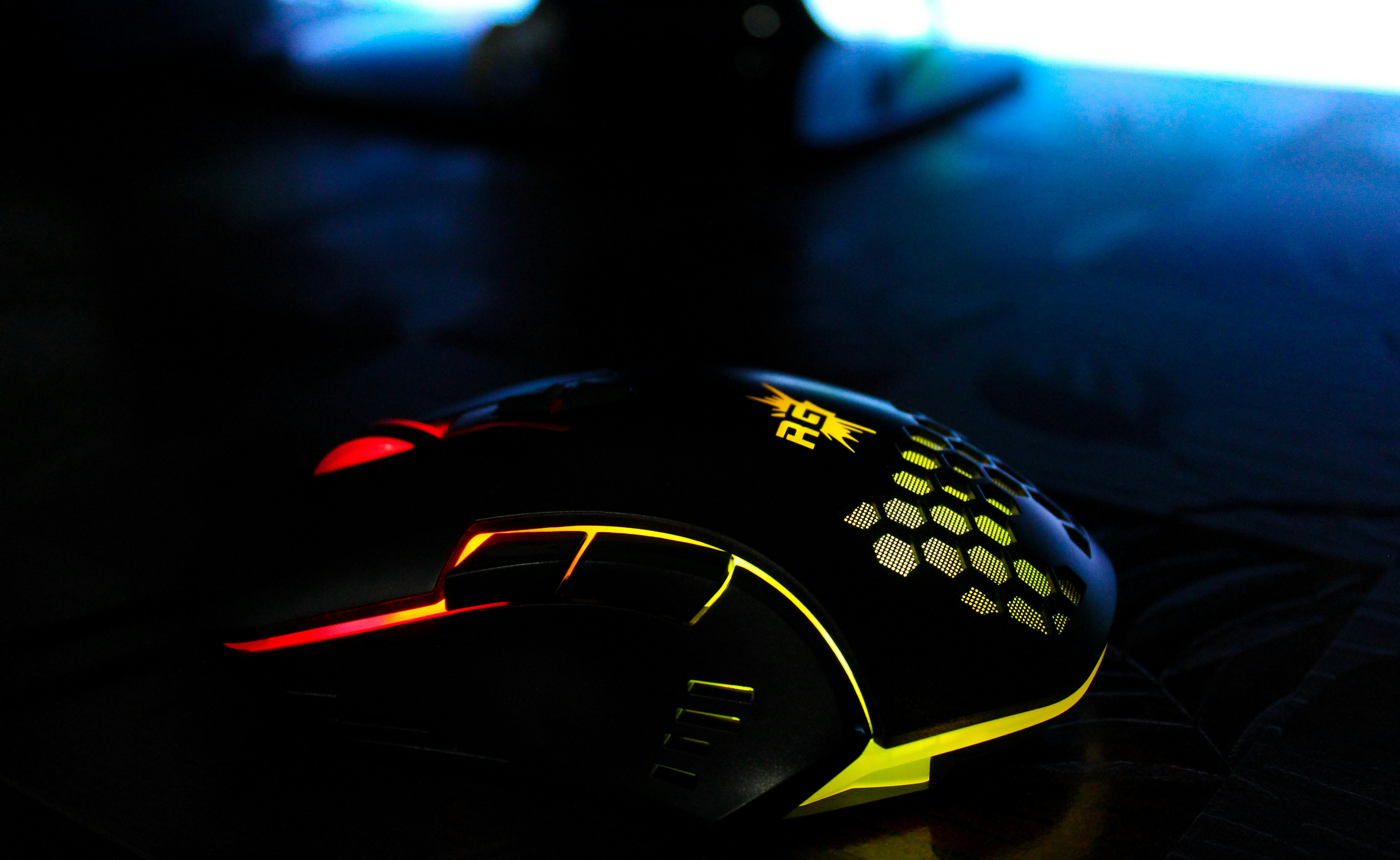 50,000+ Gaming Mouse Pictures | Download Free Images on Unsplash