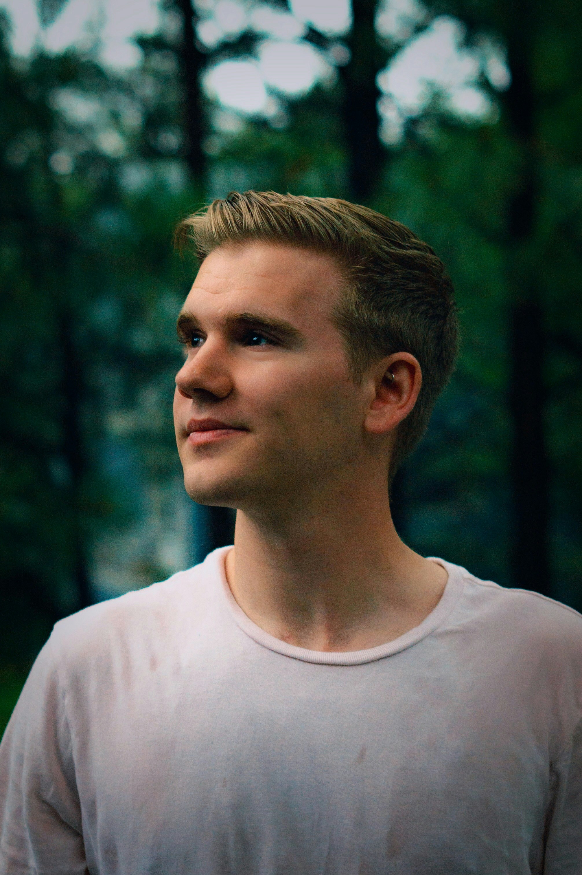 White Guy Profile Pic