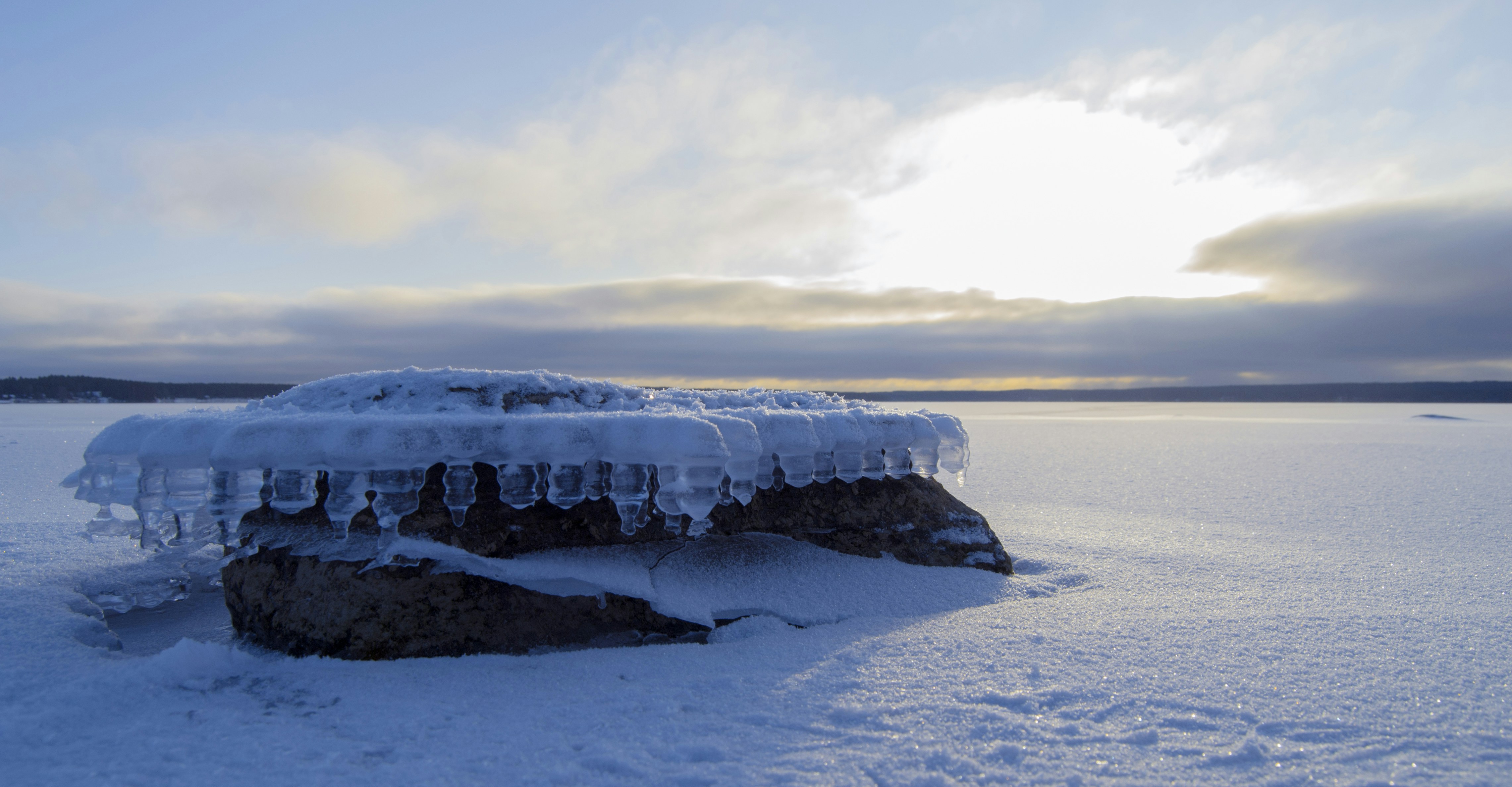 Ice blocks on the beach during daytime photo – Free Luleå Image on Unsplash