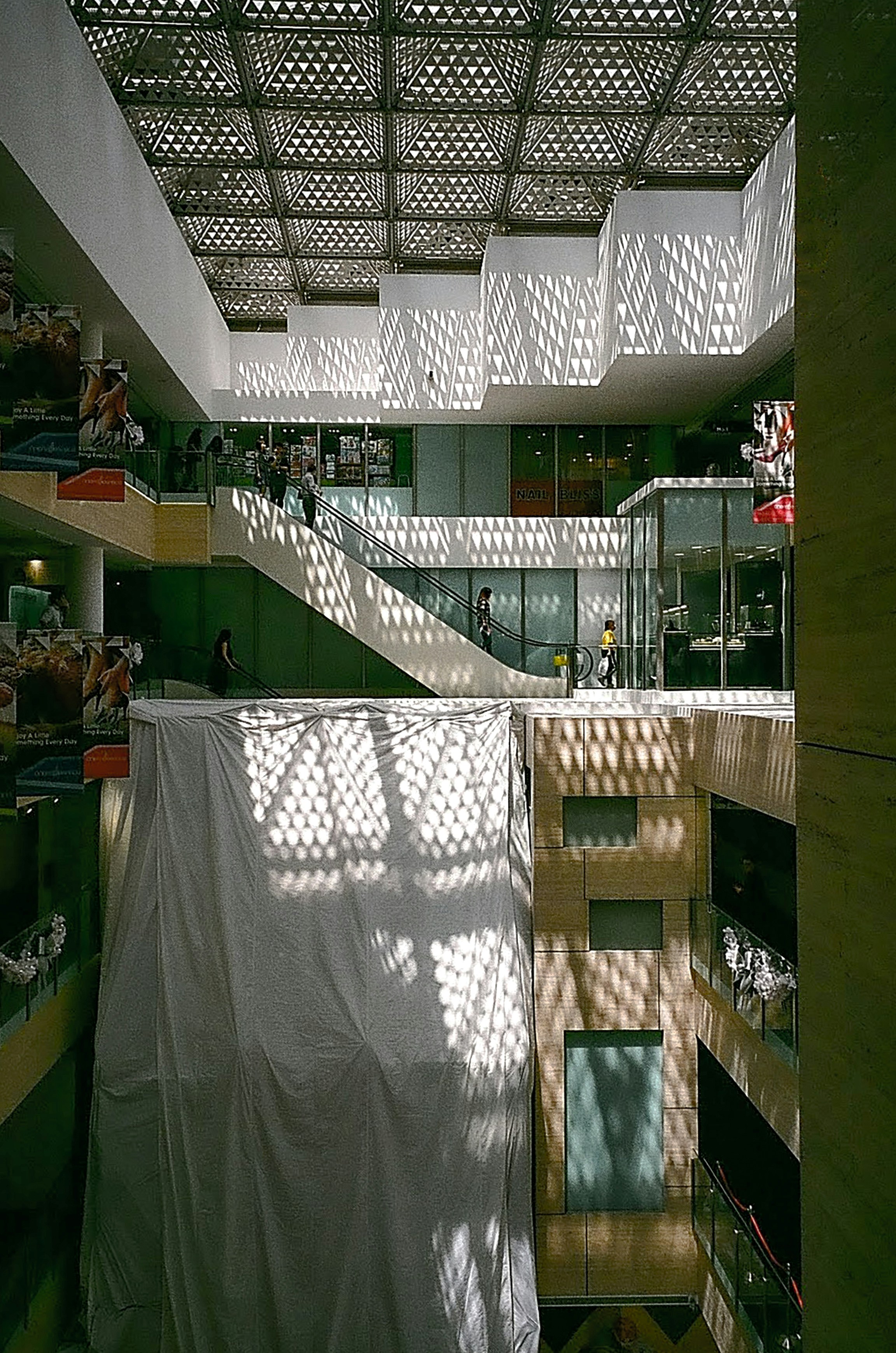 White and green tiled building photo – Free Building Image on Unsplash