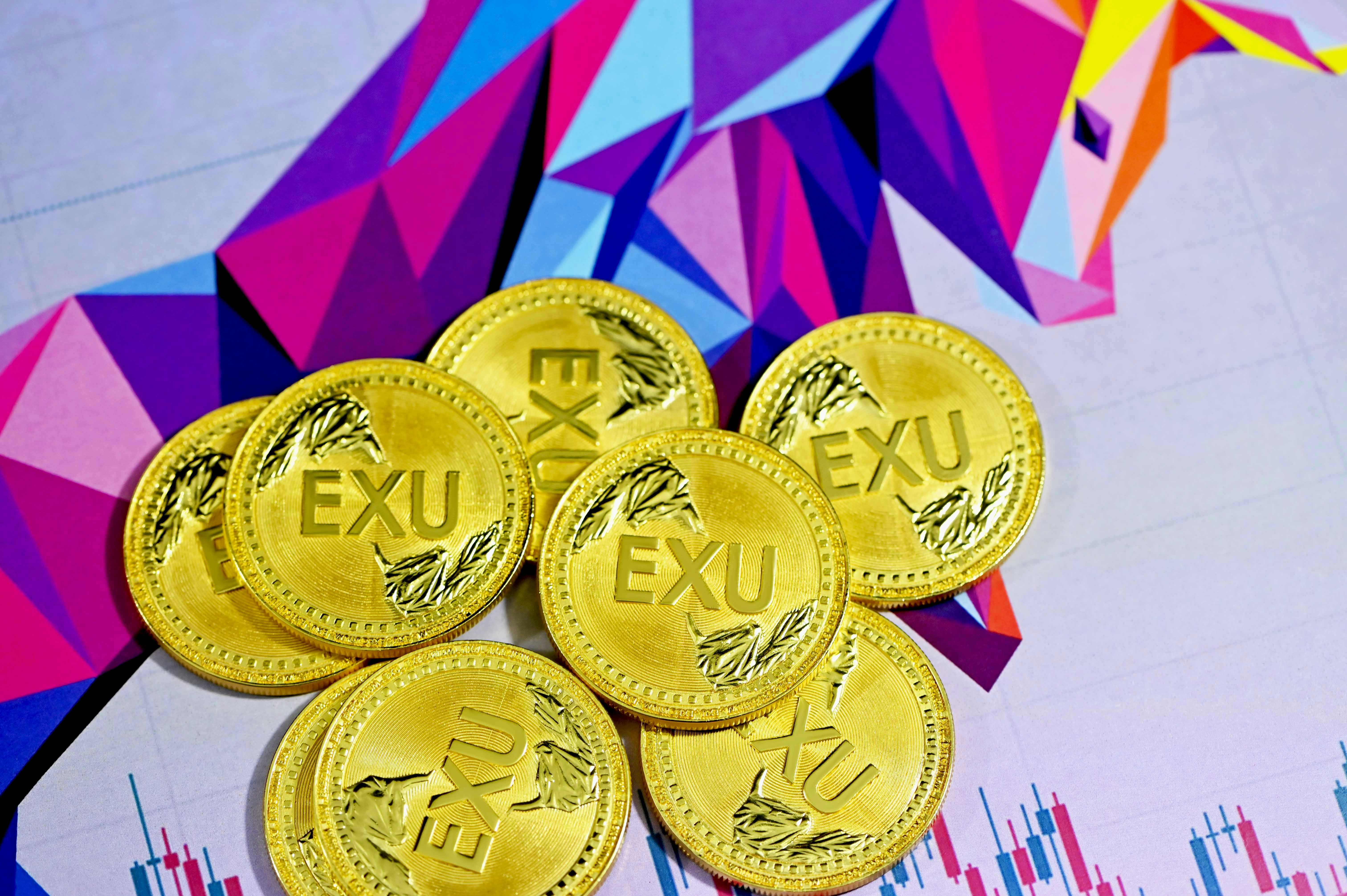 Gold round coins on white paper photo – Free Gold Image on Unsplash