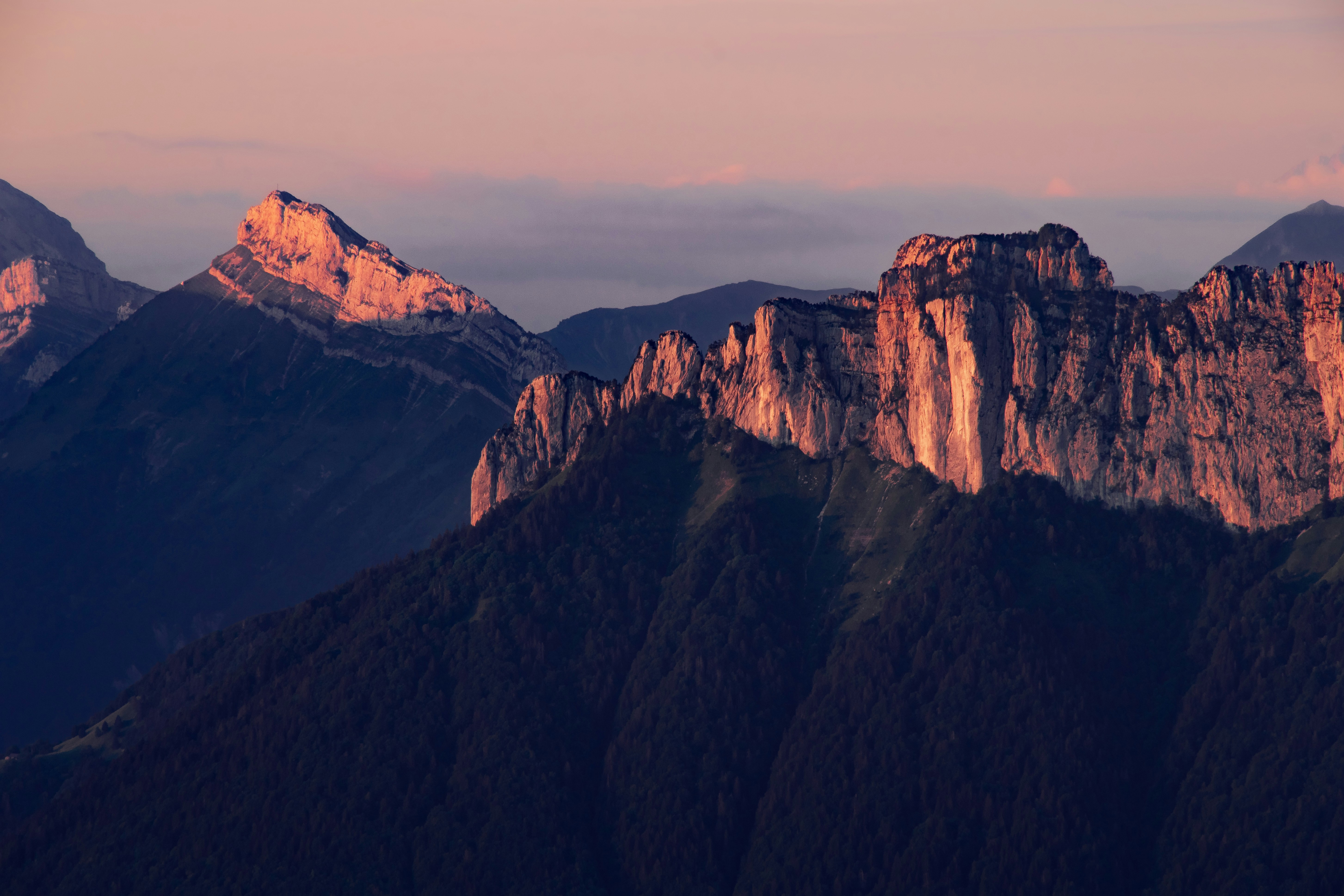 Last lights on the french alps.
