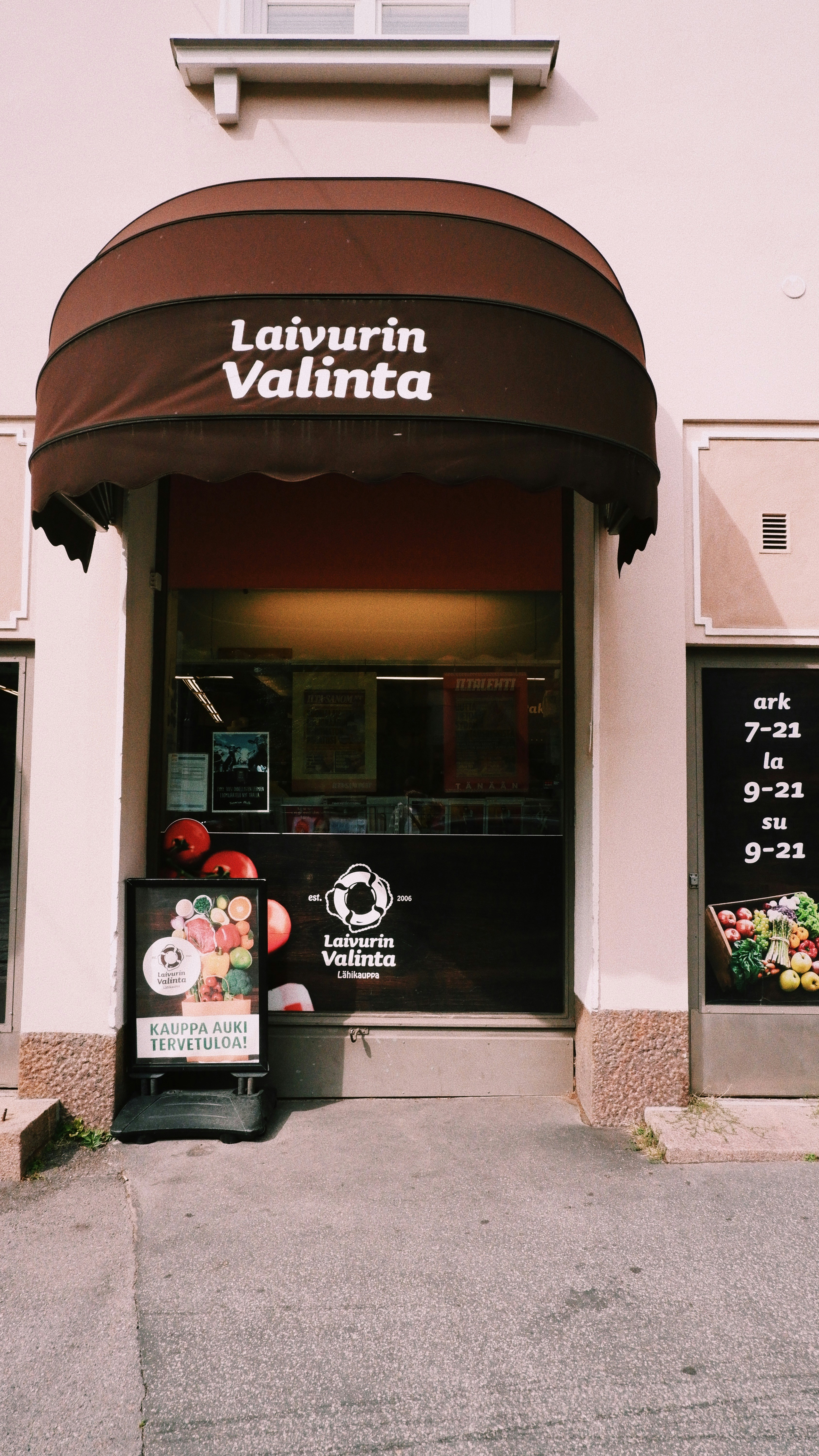 a sweet store in helsinki :)
instagram: @lucadahsavage