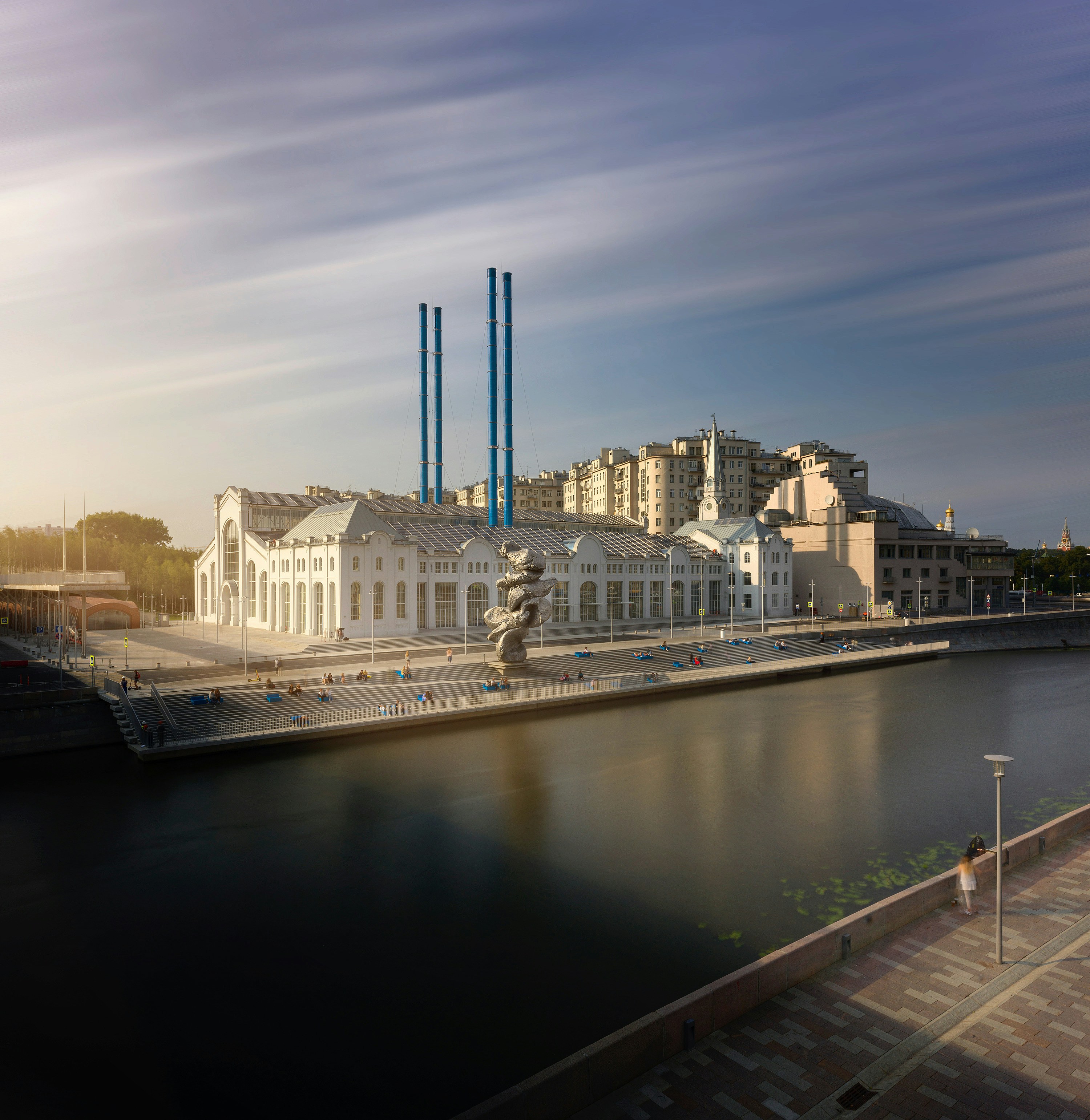 Quayfront with Sculptural Fins and Waterfront Countdown