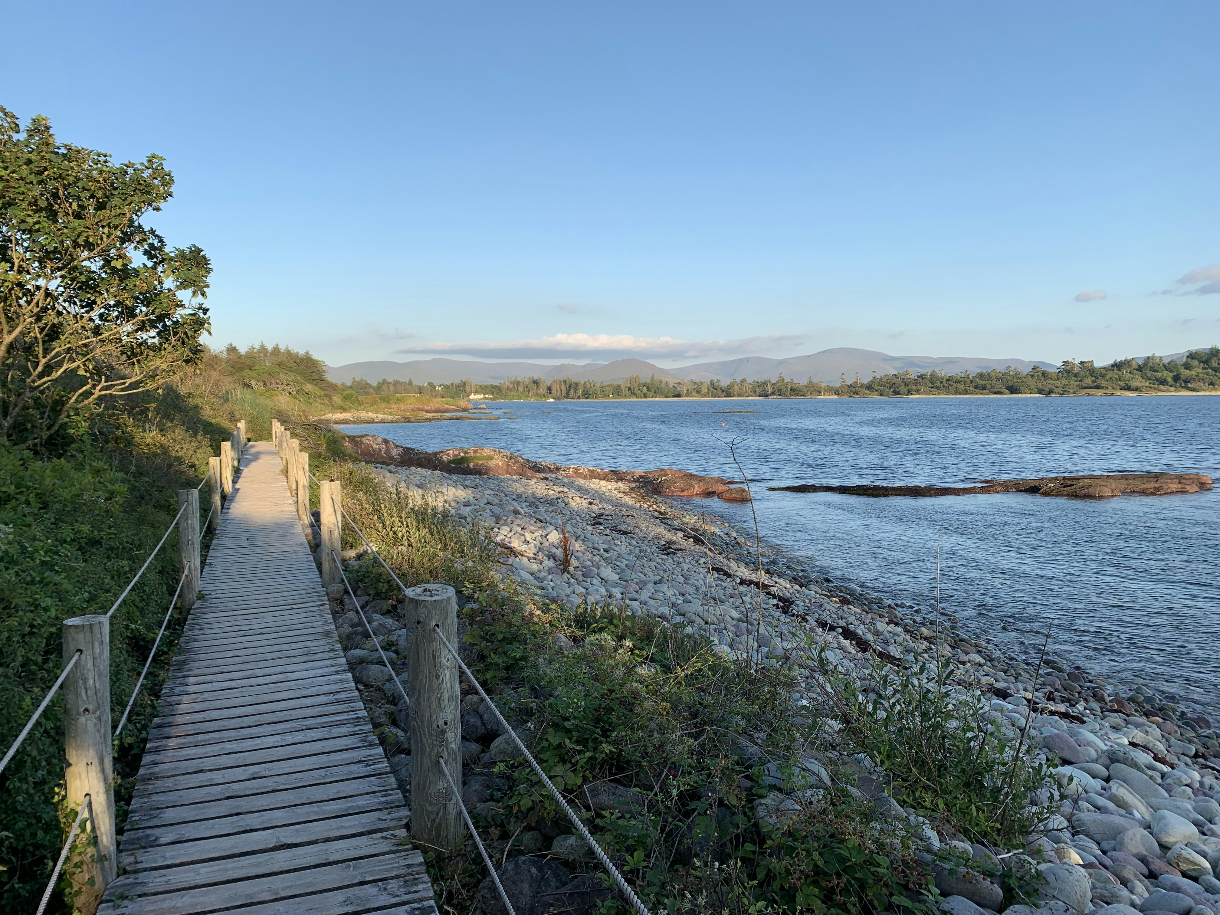 Coastal Boardwalk Toward a Quiet Horizon
