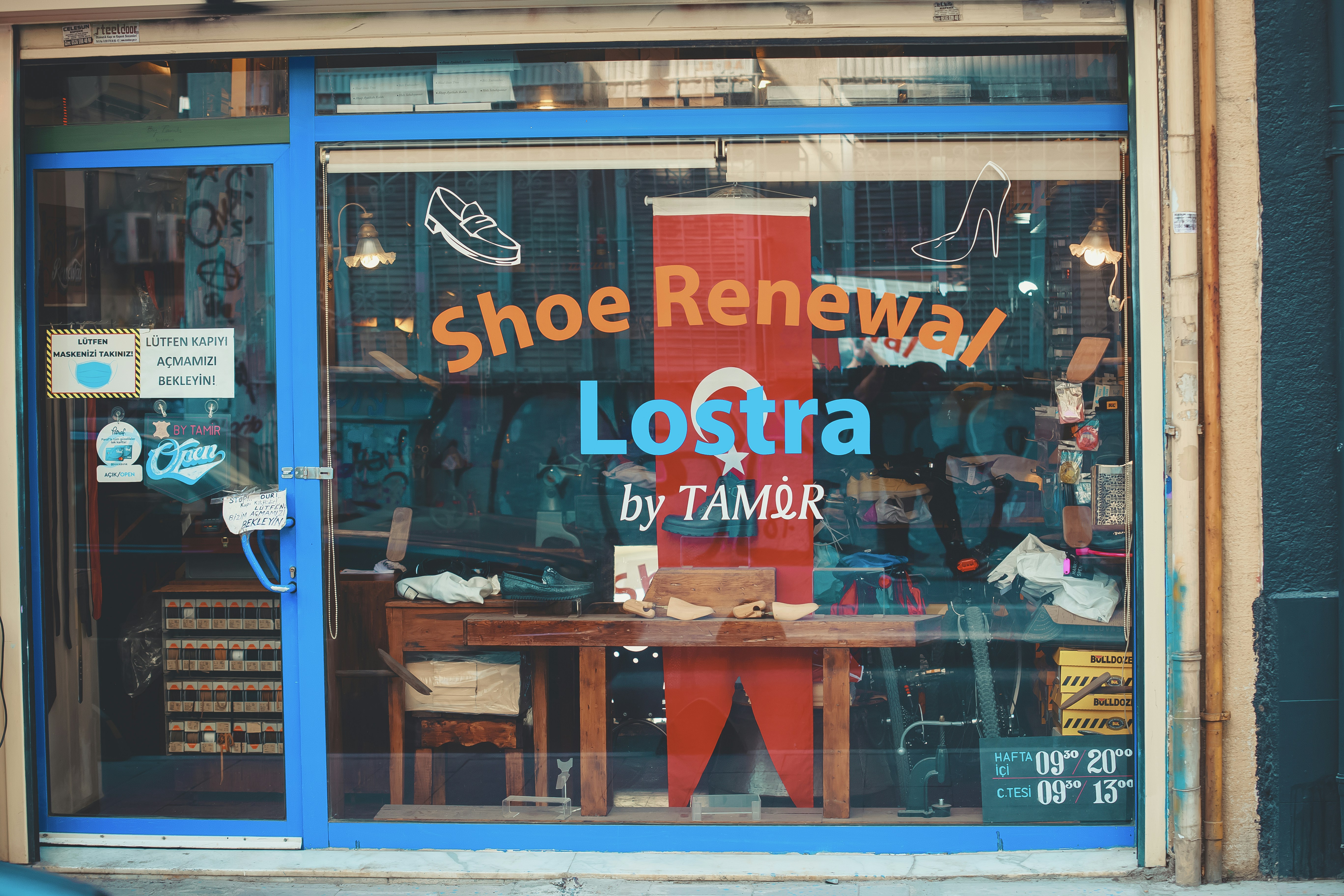Red and blue store front photo – Free Shop Image on Unsplash