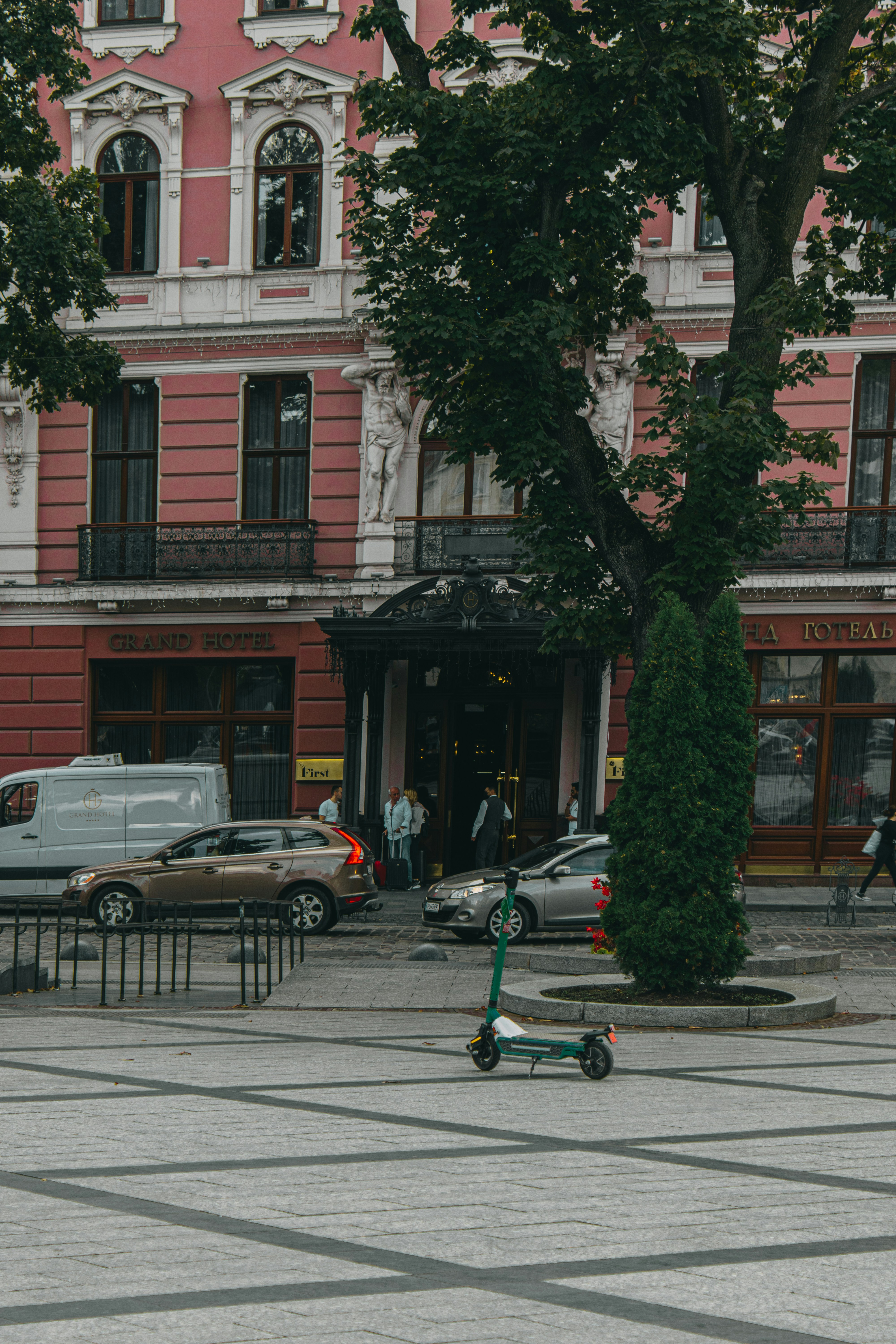 Photo by Daniel Eliashevskyi with Canon EOS 250D