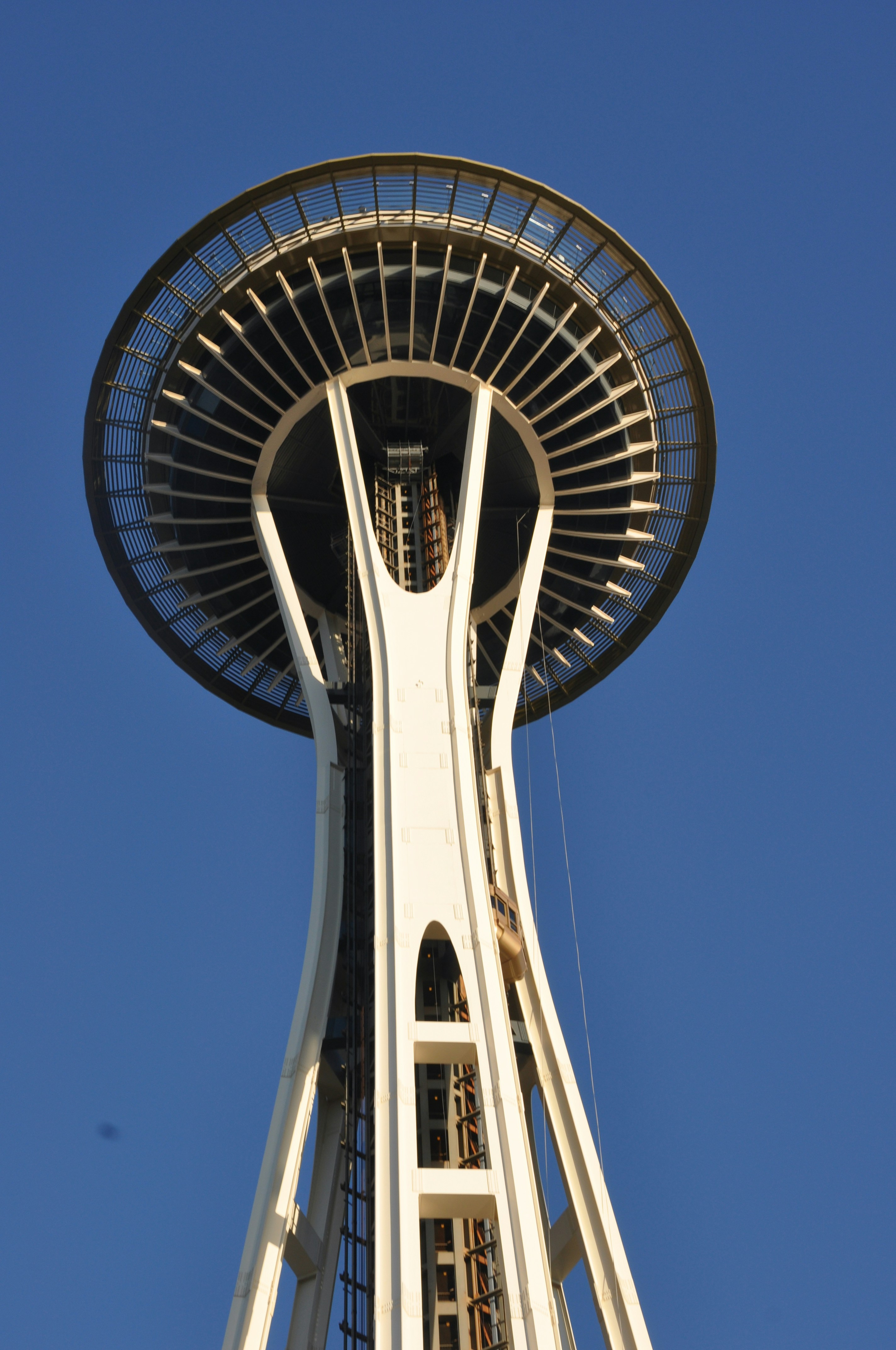 White and gray ferris wheel under blue sky during daytime photo – Free ...