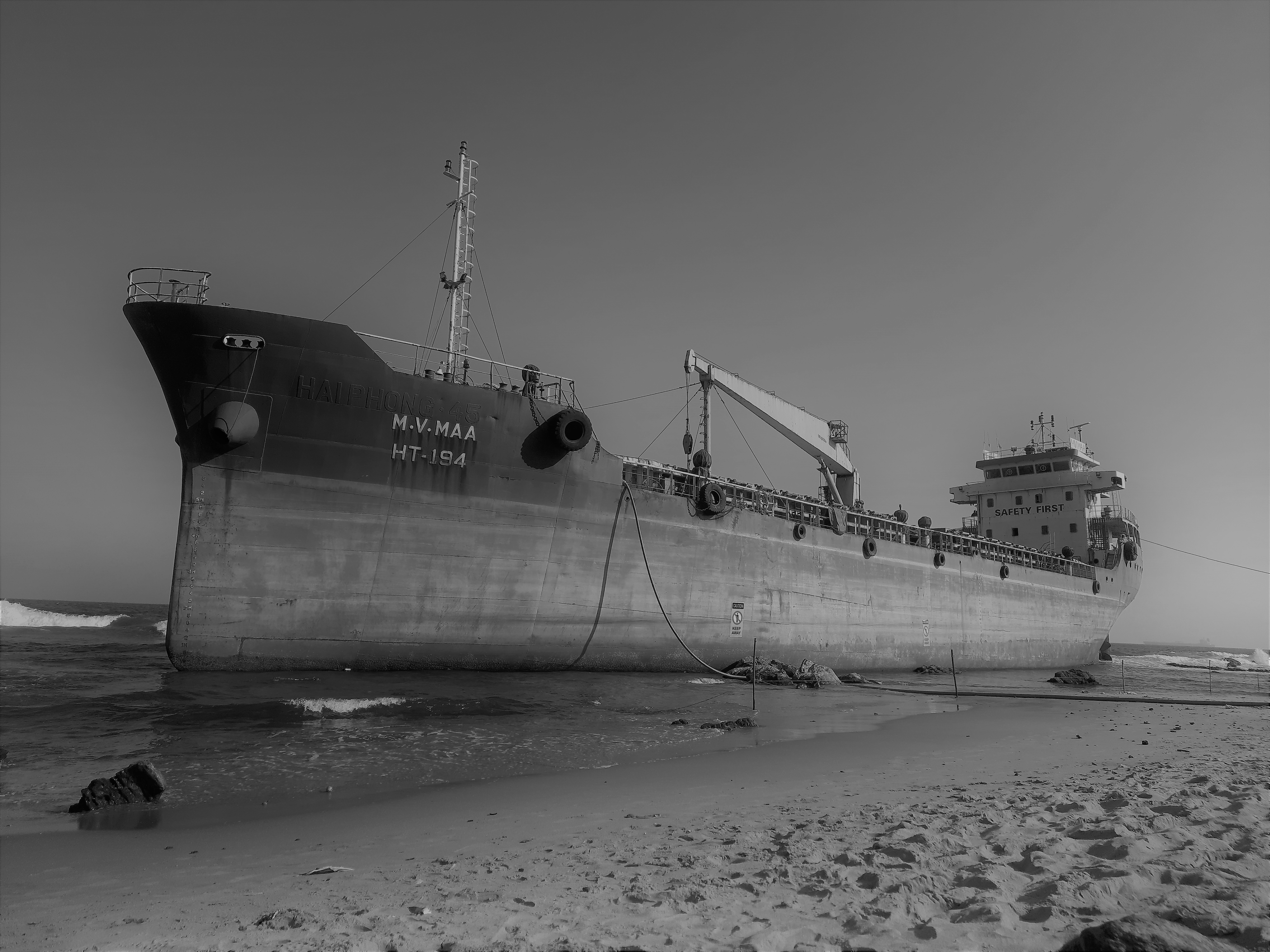 Grayscale photo of ship on sea photo – Free Boat Image on Unsplash