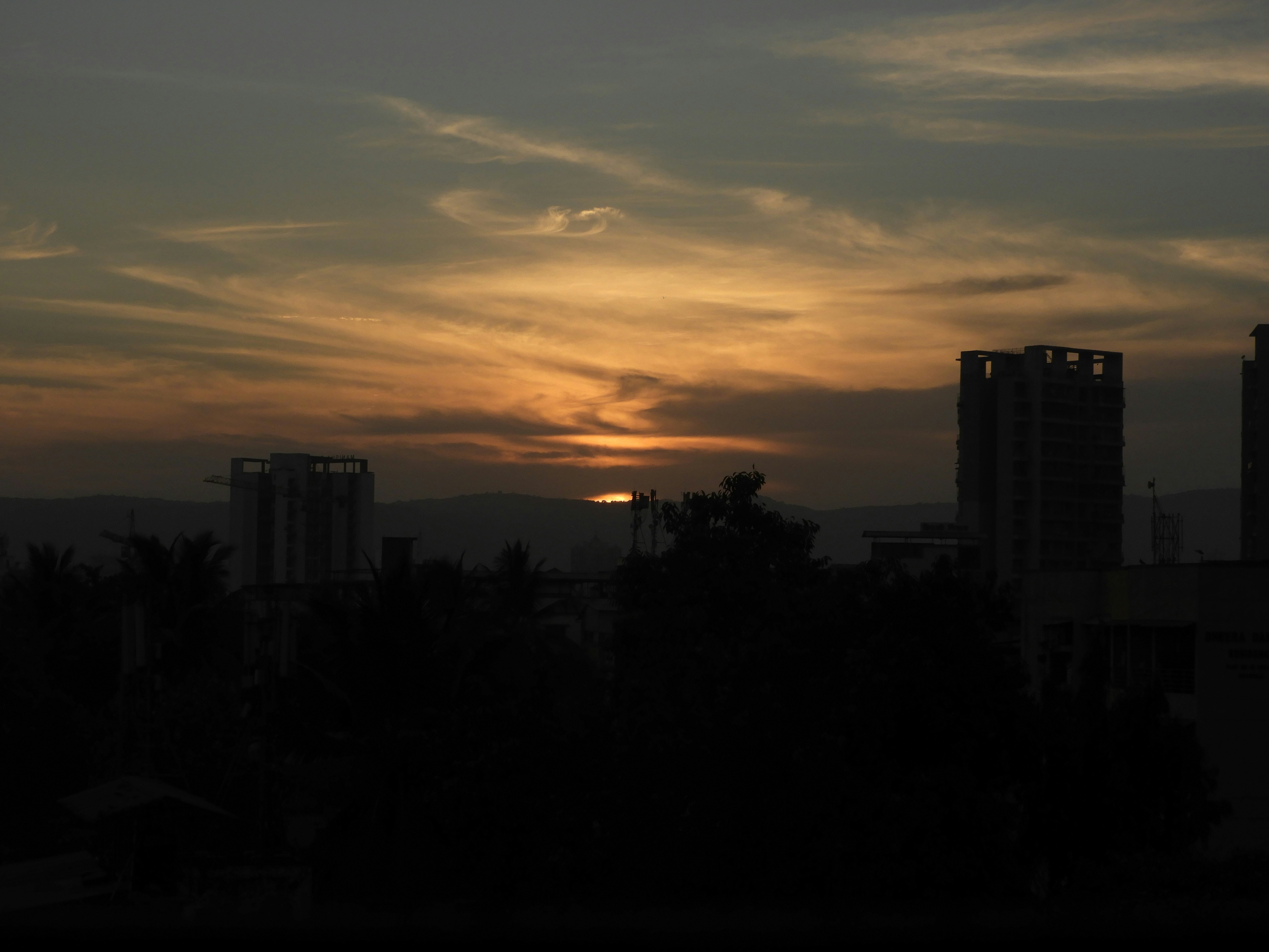 Sun going down | 20 best free sun going down, city building, the sky ...