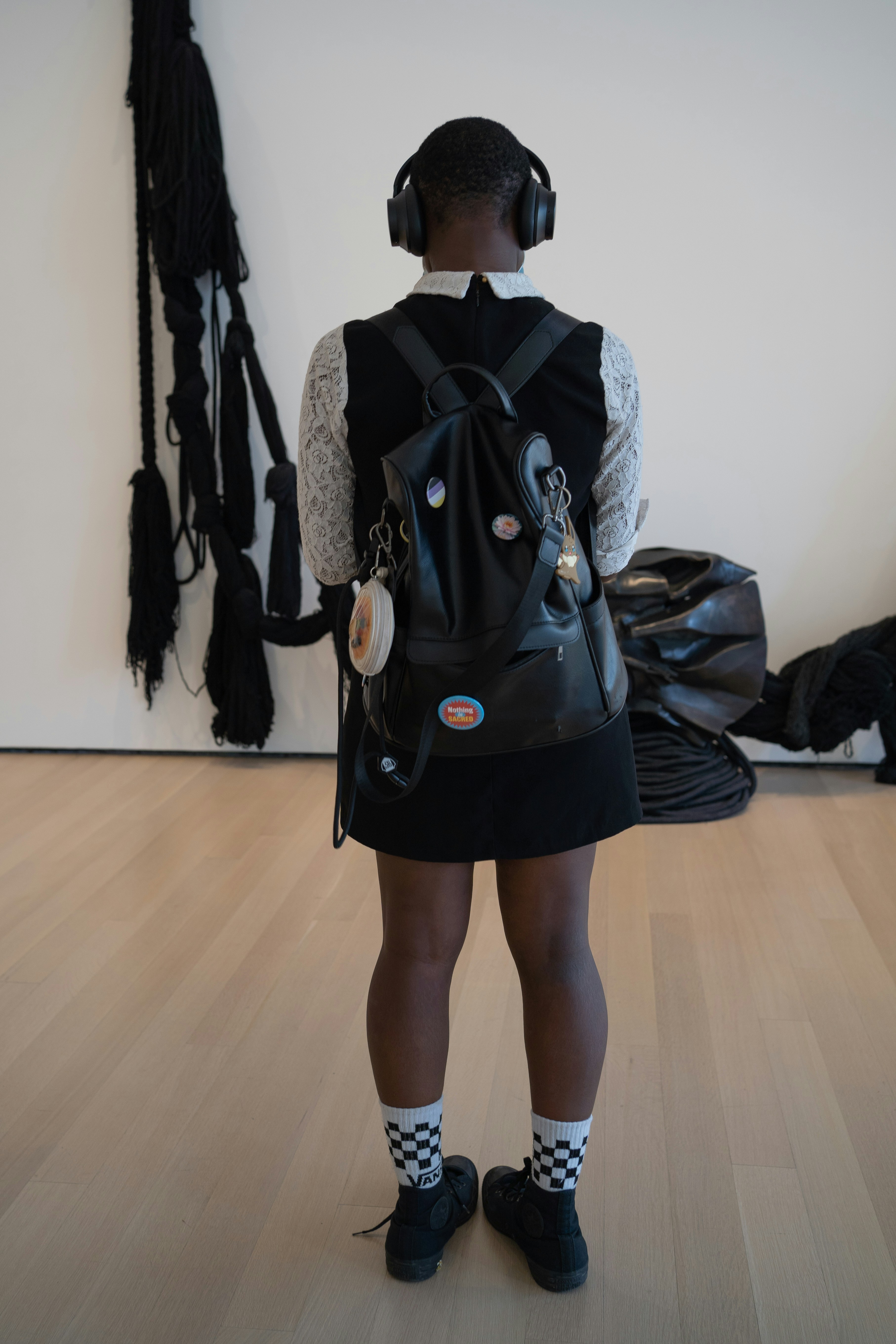 Black Backpack Girls Pictures | Download Free Images on Unsplash