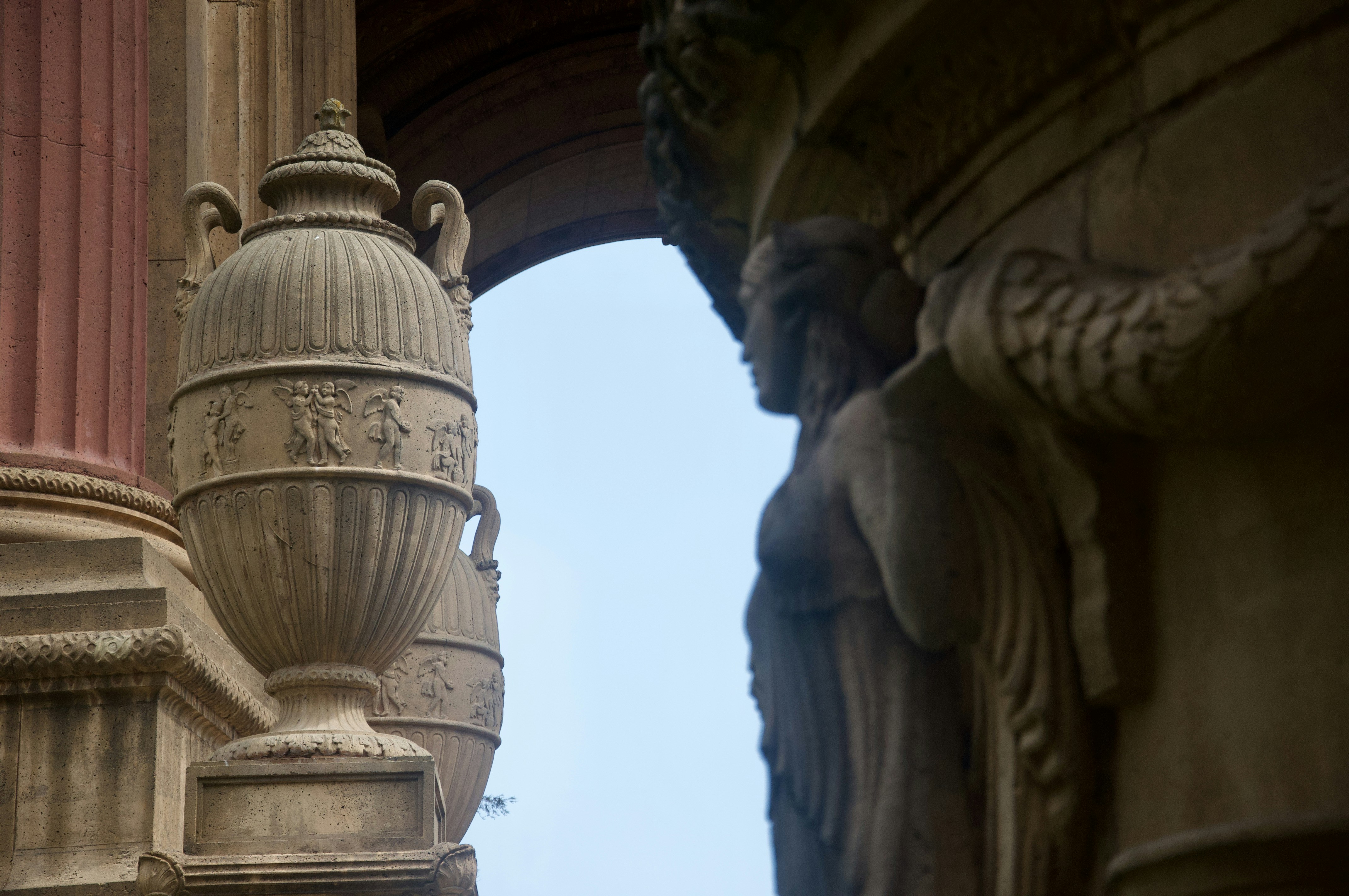 Architectural Elegance: Classic Curves