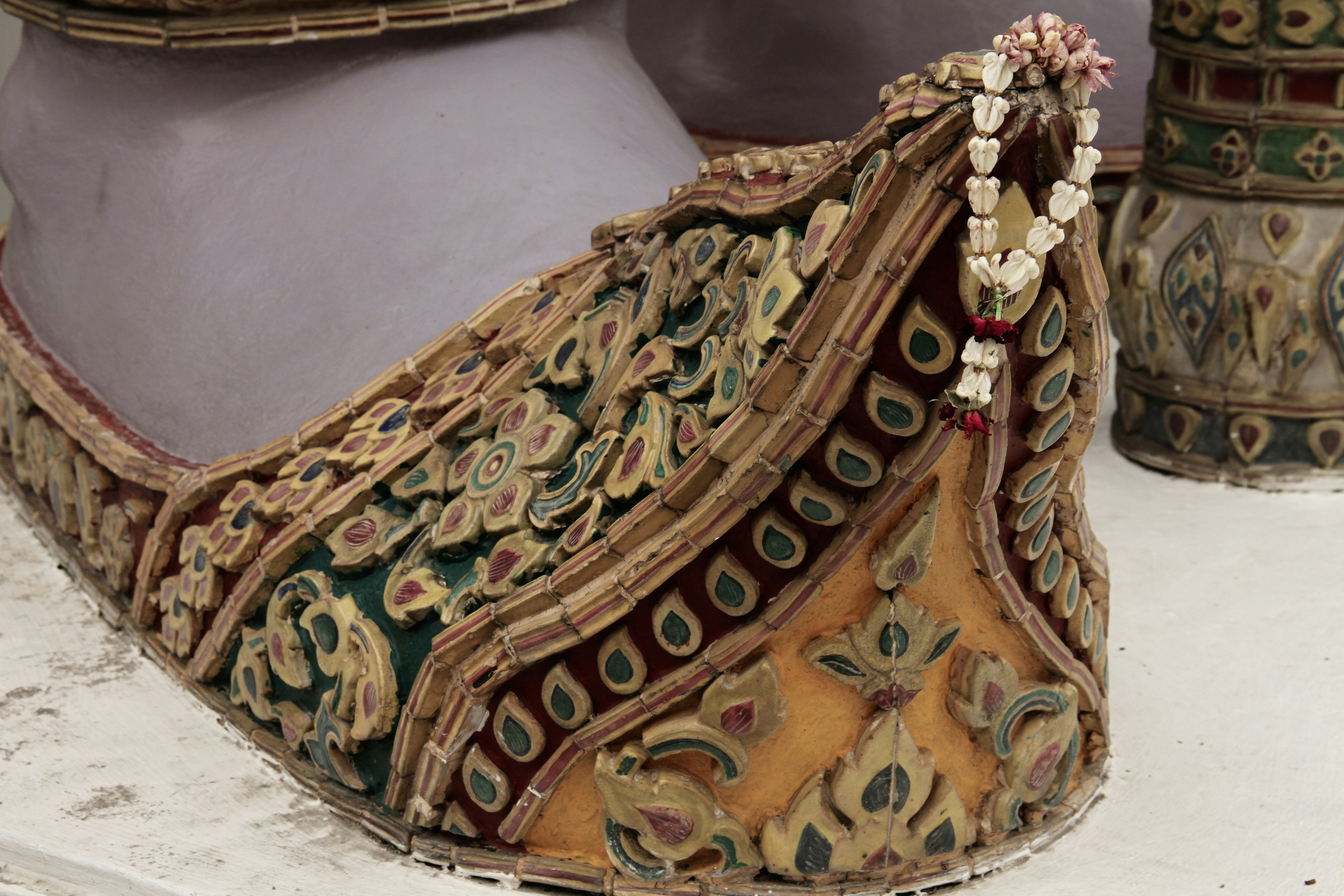 Bead-Trimmed Jutti: Floral Motifs on Embroidered Leather