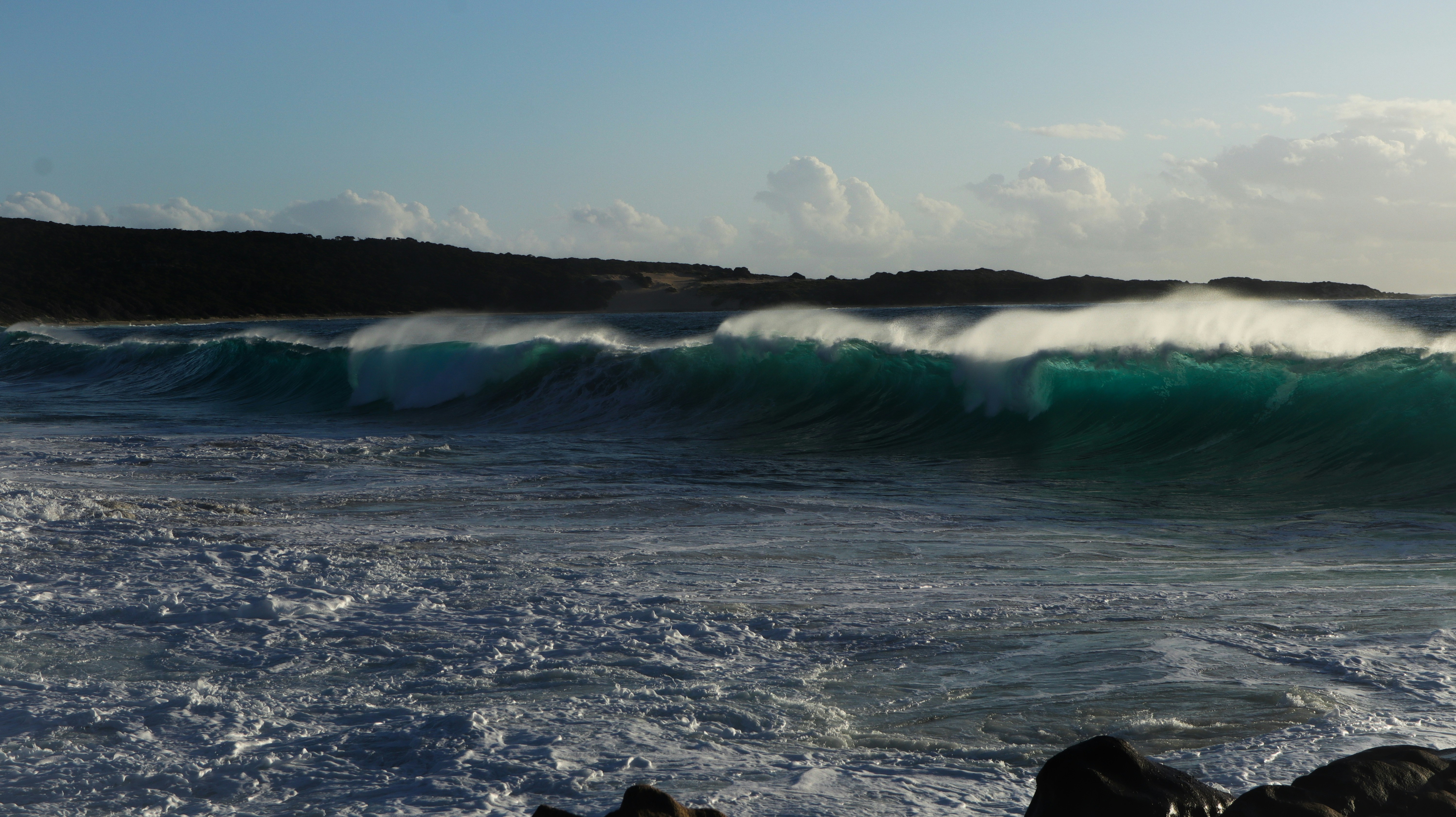 A large wave is coming in to the shore photo – Free Wave Image on Unsplash