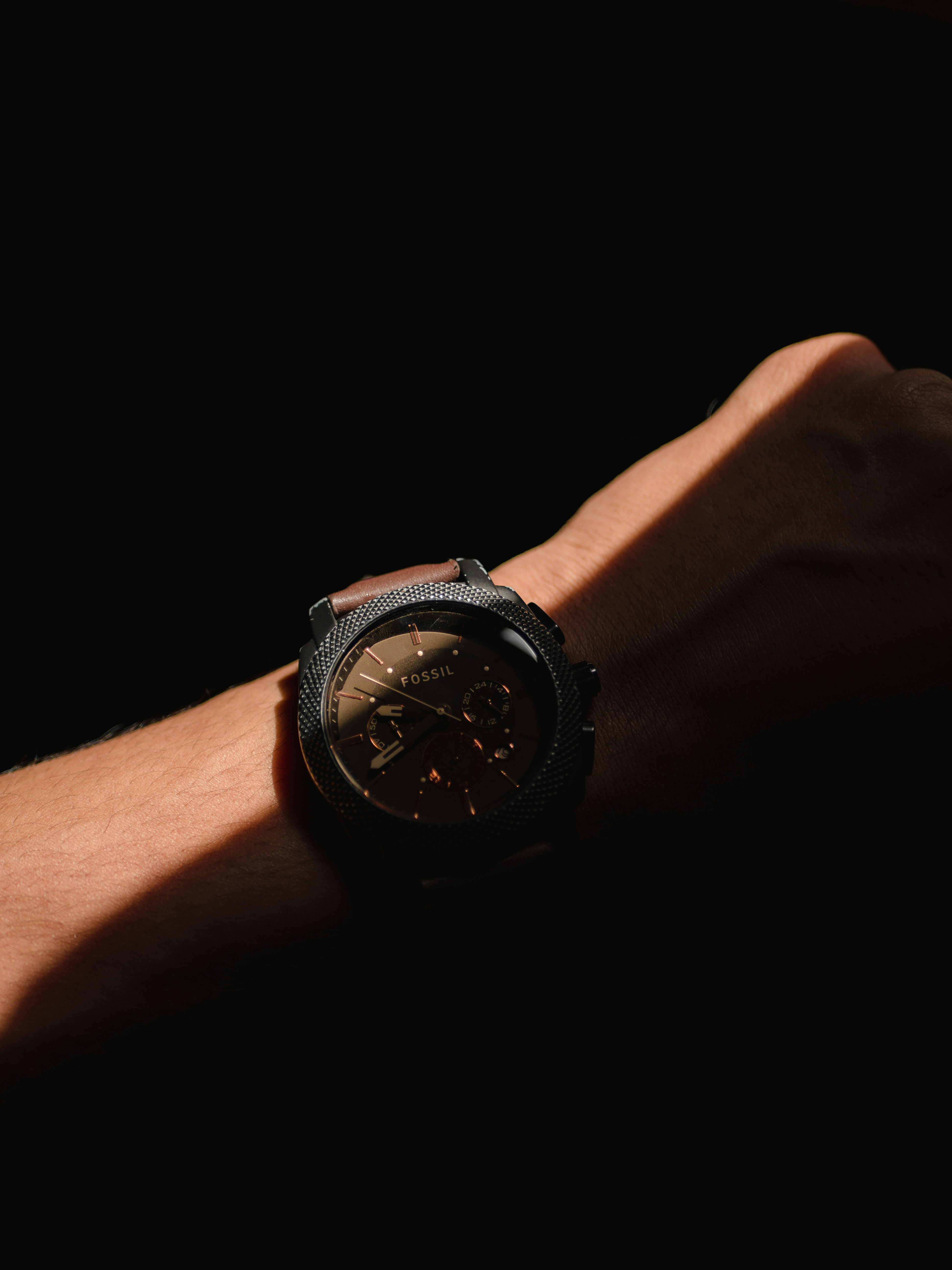 Underlit Chronograph: Fossil Watch on a Quiet Wrist