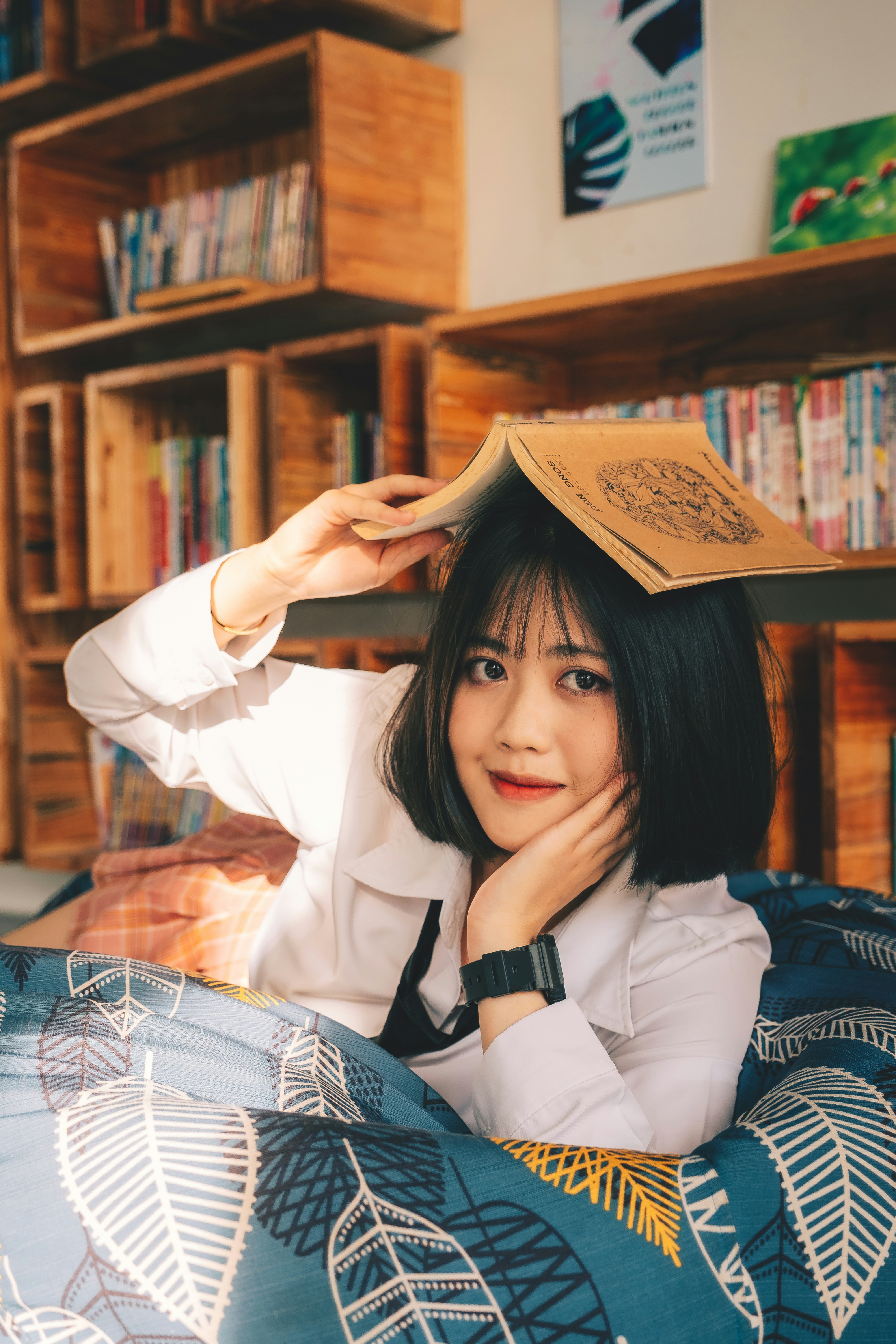 Playful Reading Break: A Library Hideaway with a Headbook Moment