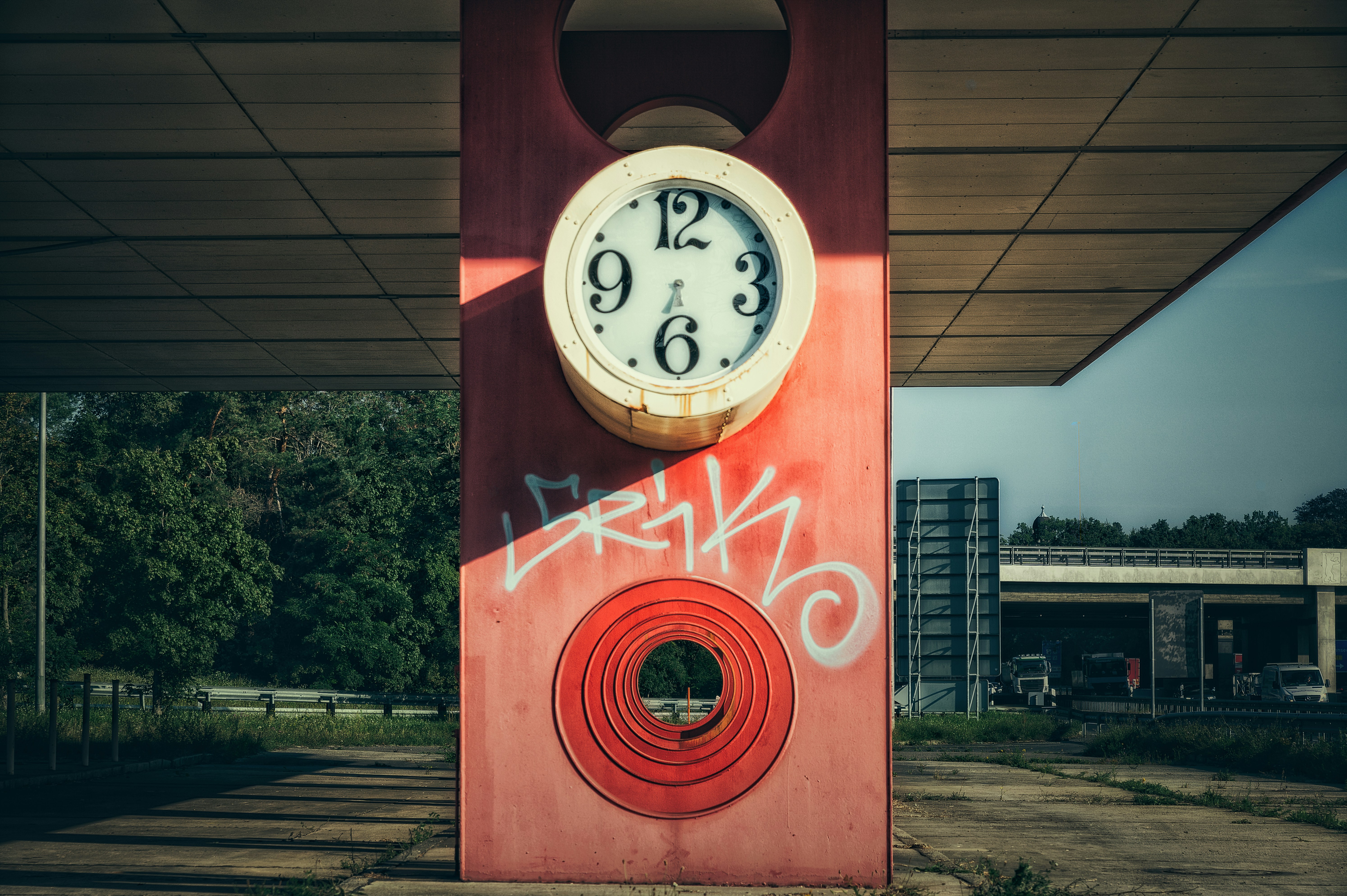 Time Stopped Under a Graffiti Shelter