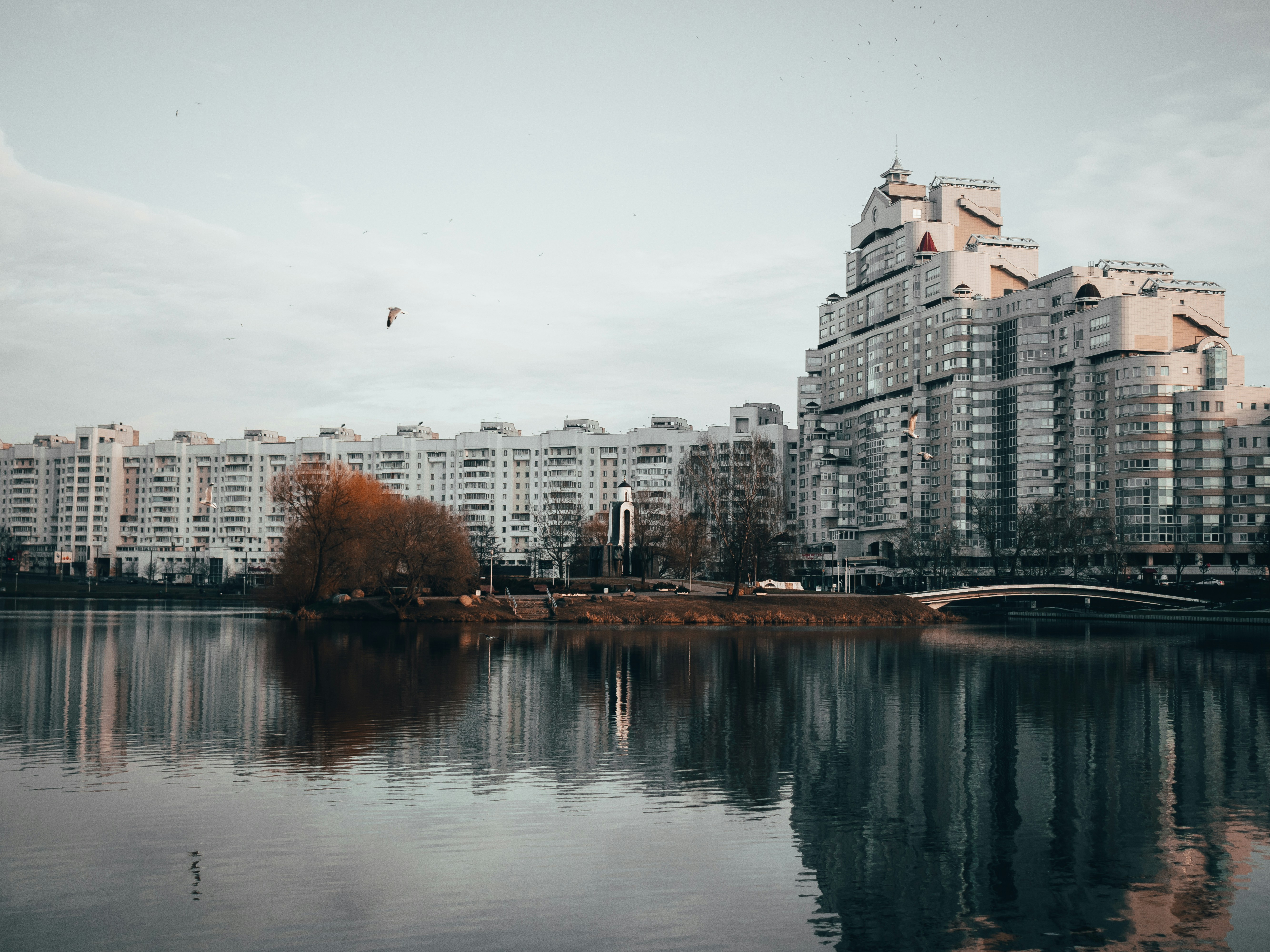 City Vibes | 11 best free city, urban, town and building photos on Unsplash