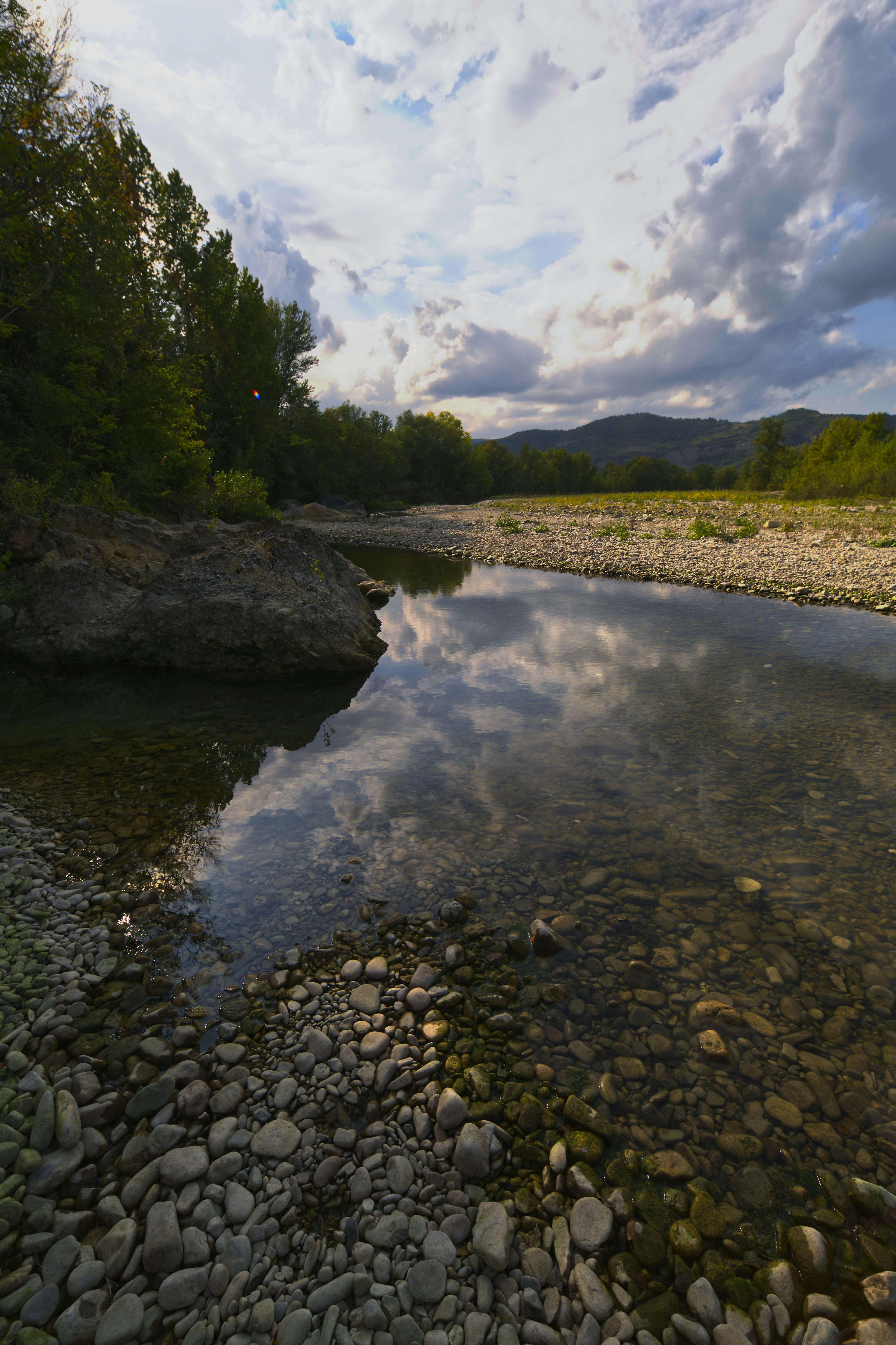 Fiumi | 4 best free fiumi, outdoor, land and plant photos on Unsplash