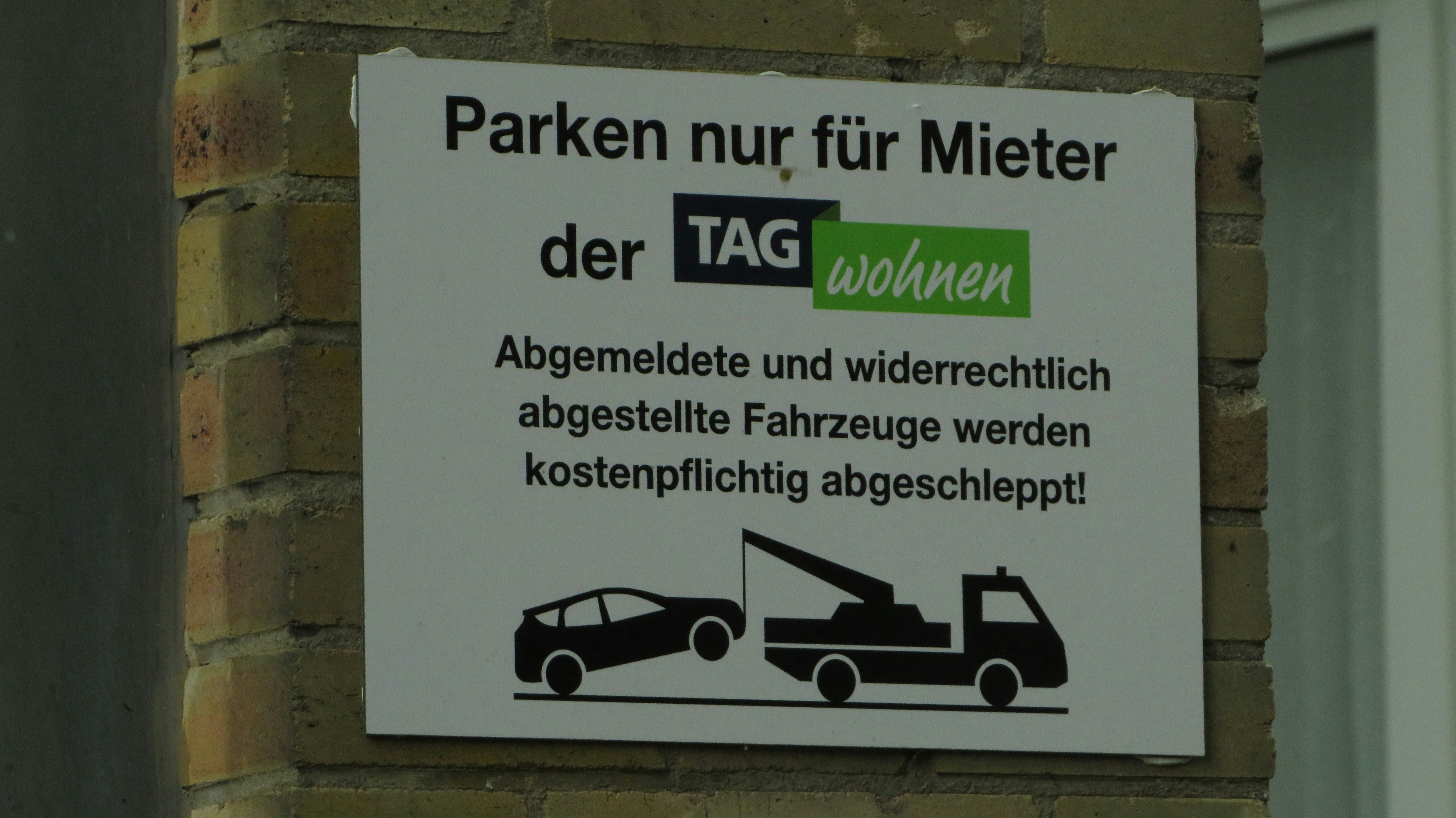 Parking Enforcement Notice: A Clear Directive