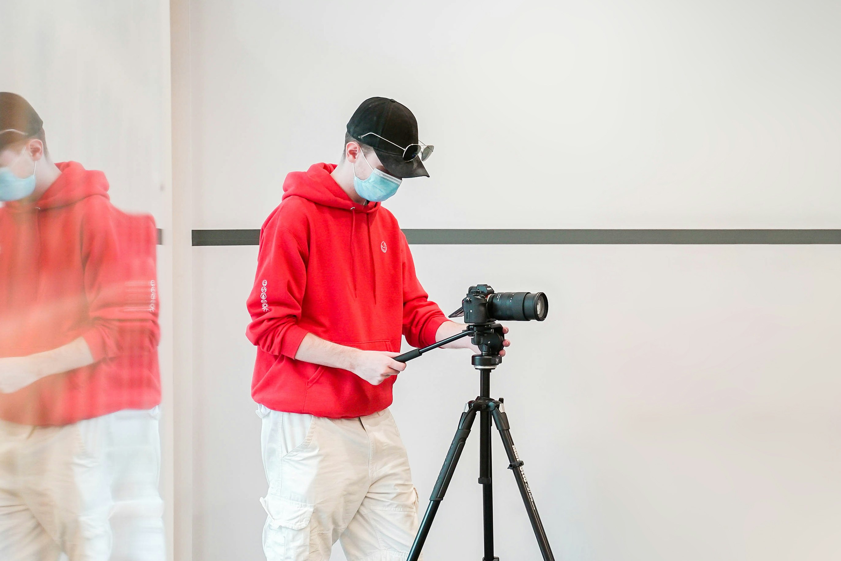 Precision Setup in Red and White Harmony