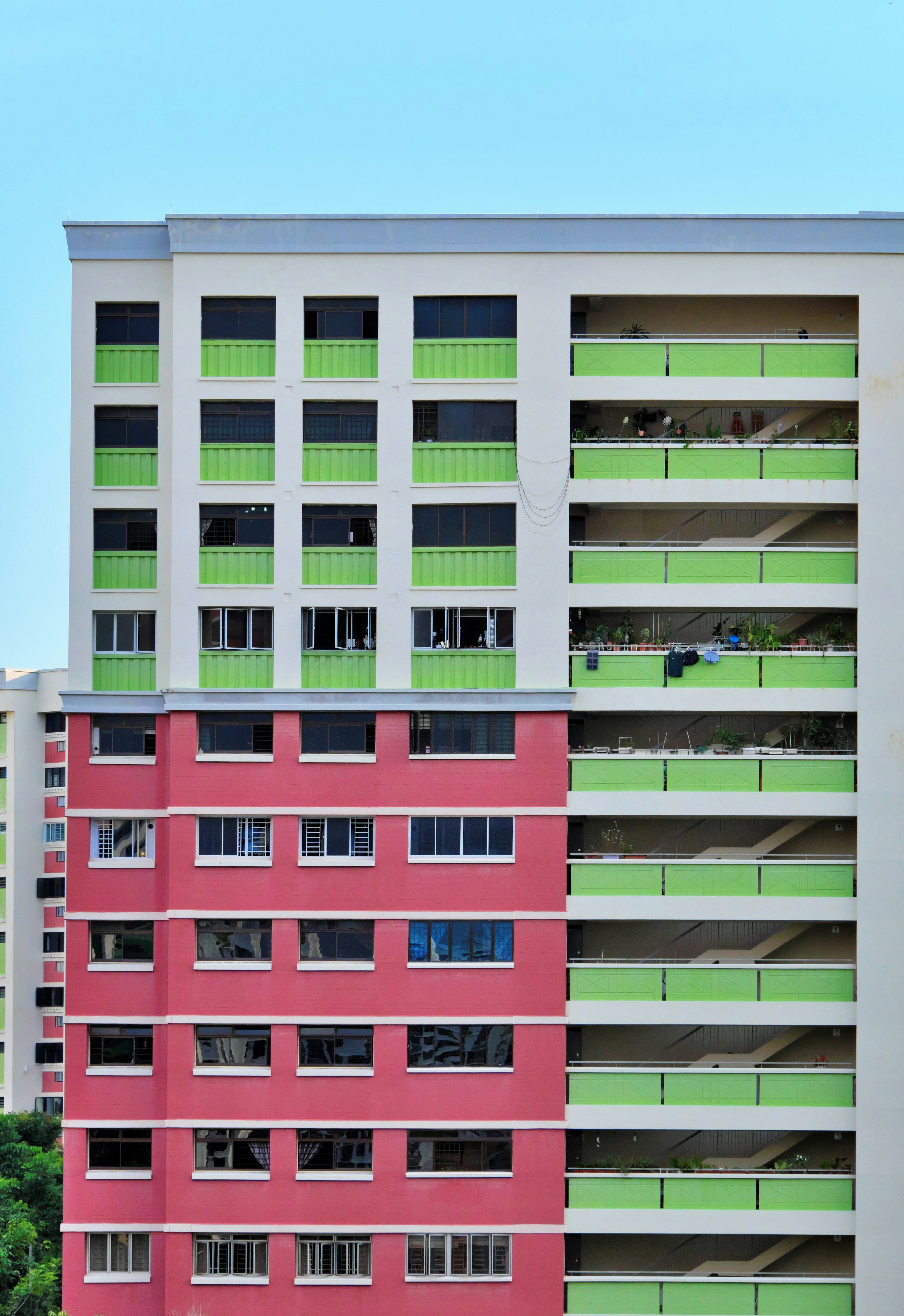 Cascading Color Blocks: A Modern Apartment Facade
