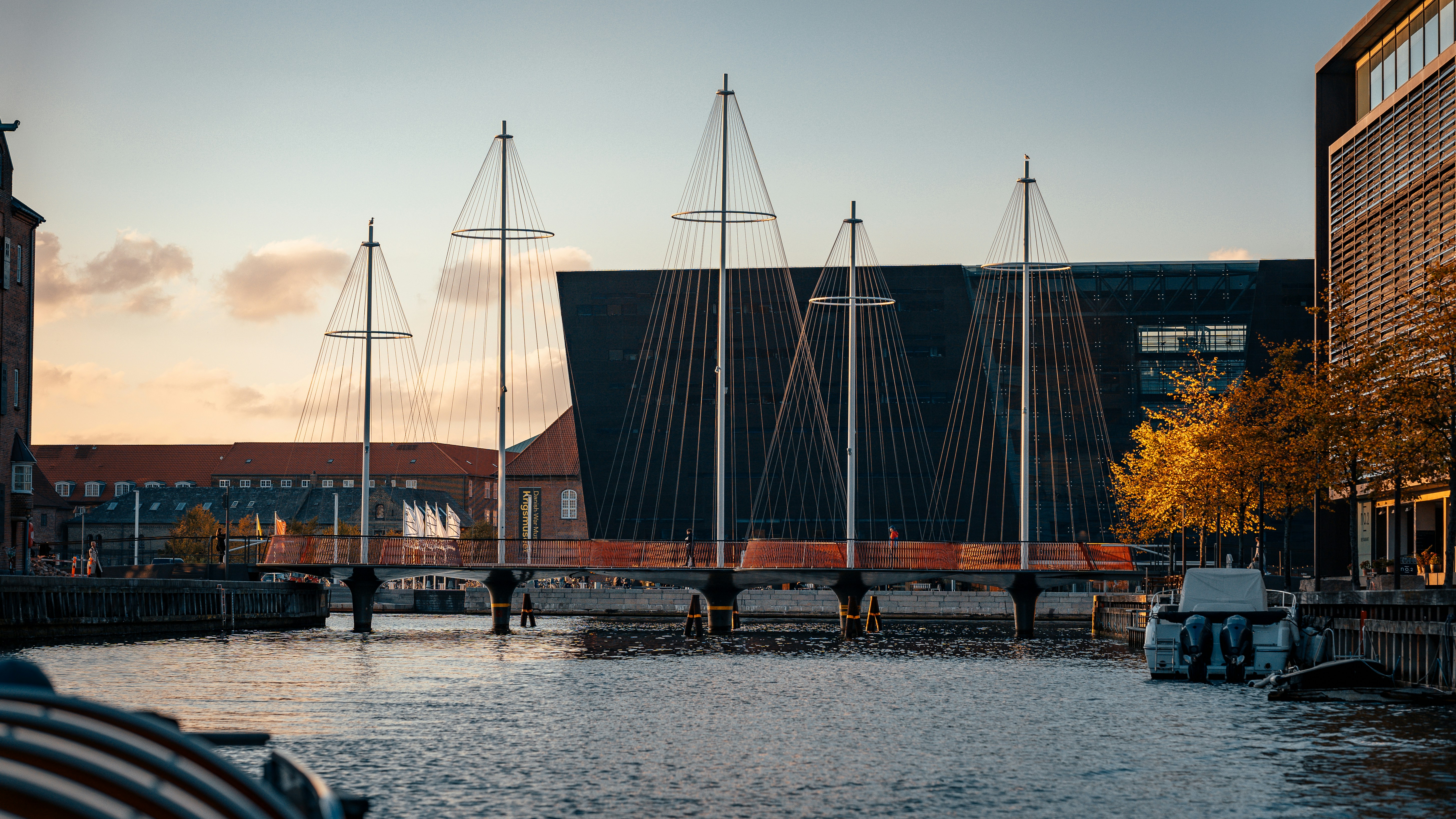 Johan Semps Gade Photos | Télécharger des images gratuites sur Unsplash