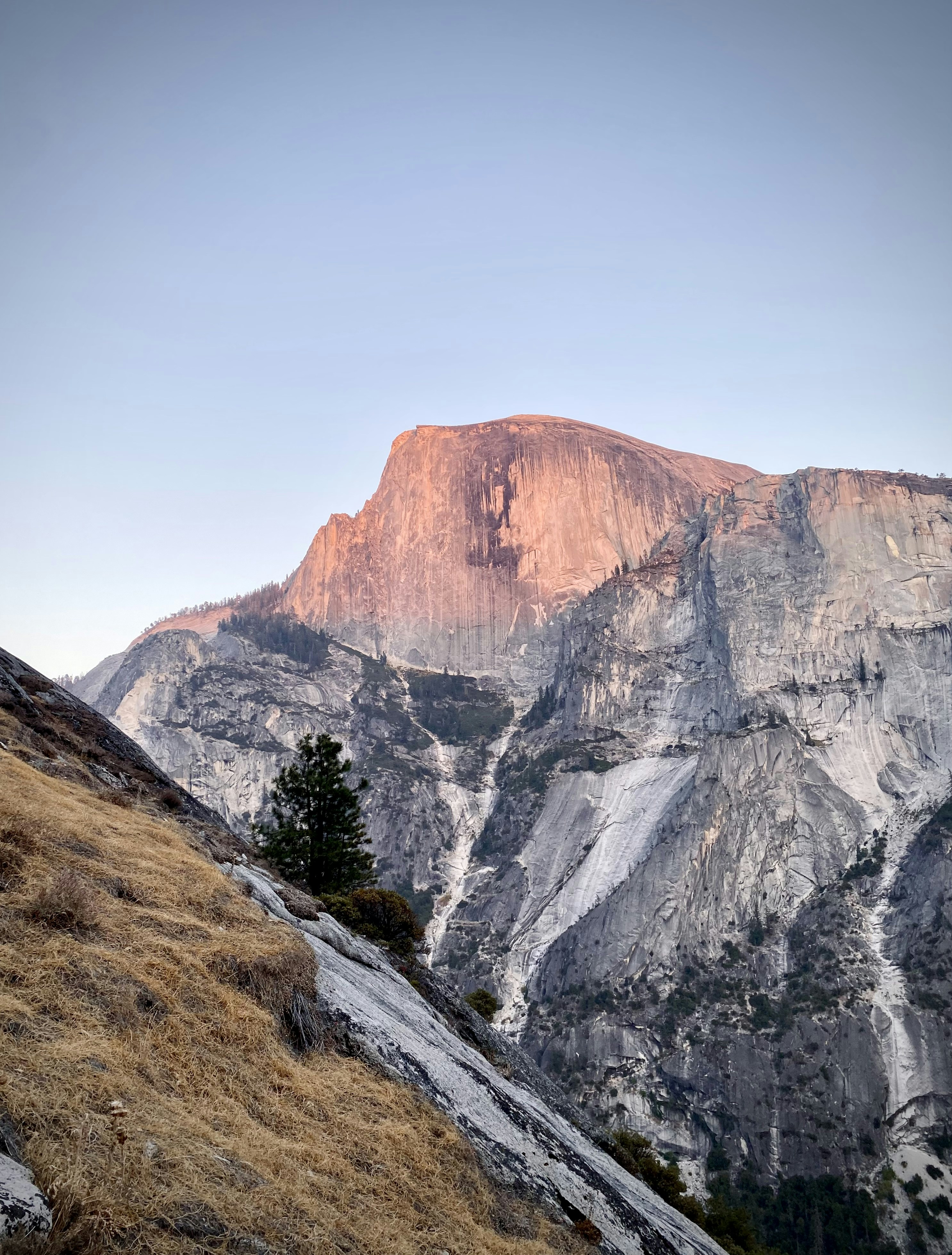 Billy Onjea (@alpinelogic) | Comunidad de fotos de Unsplash