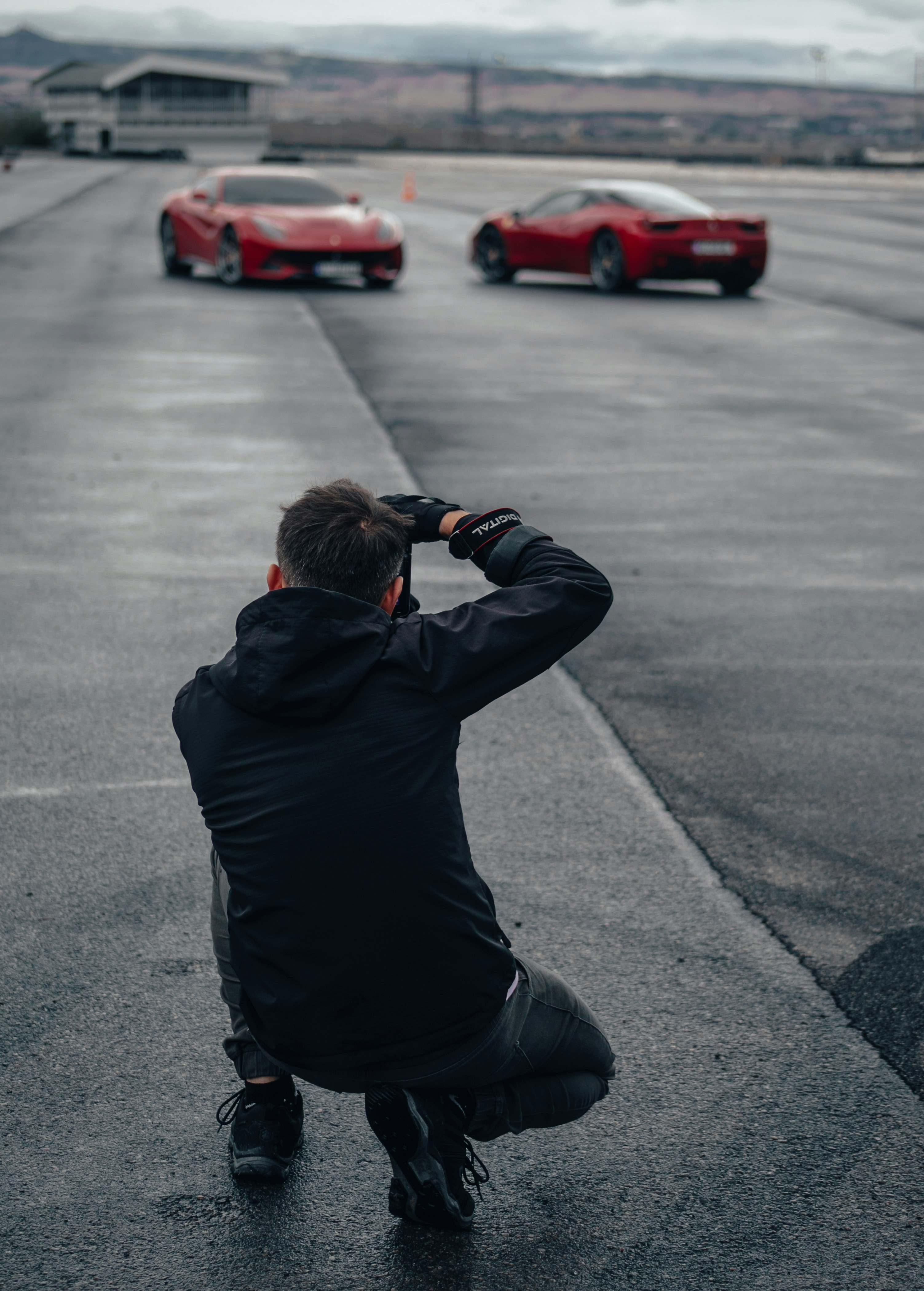 Chasing Chrome: Duel on the Runway