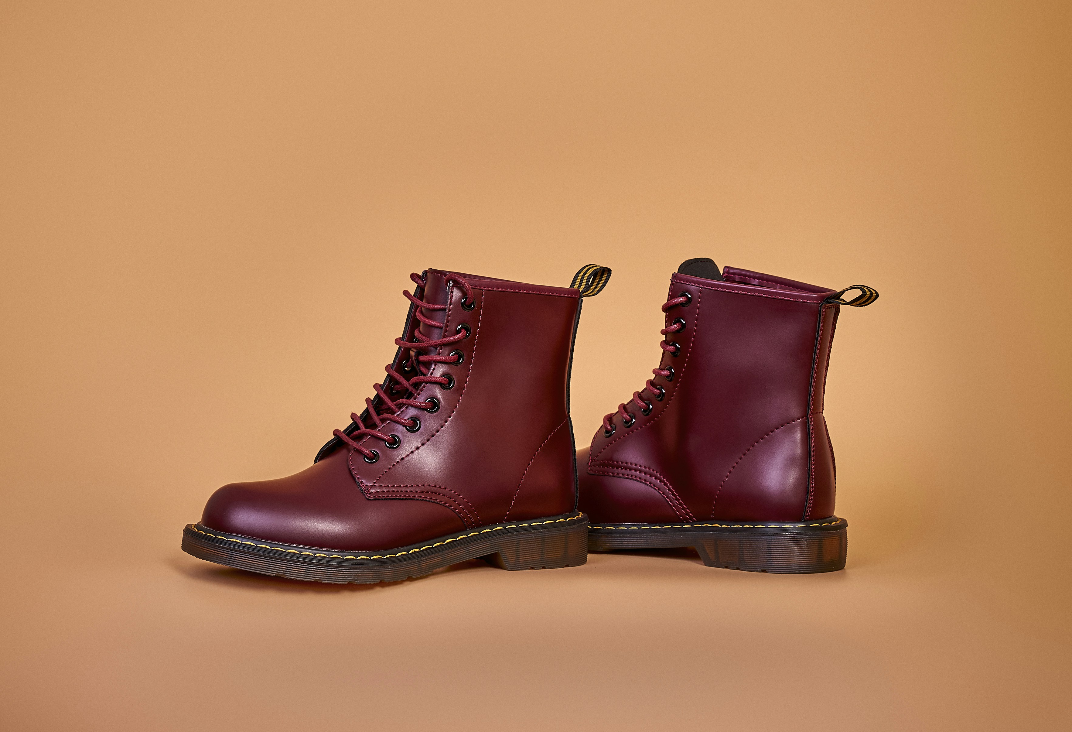 Botas Pictures | Download Free Images on Unsplash