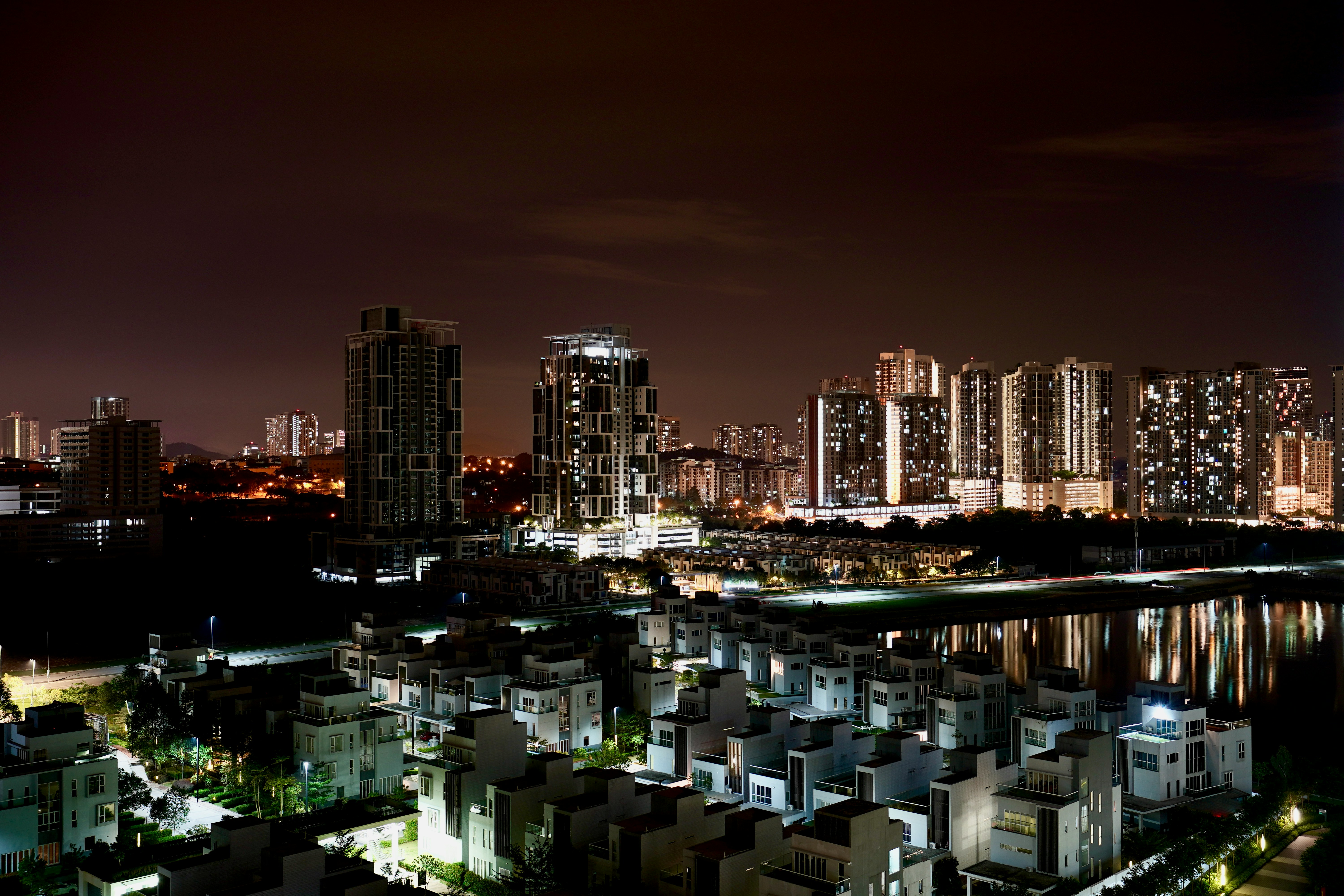 Urbanization Pictures | Download Free Images on Unsplash