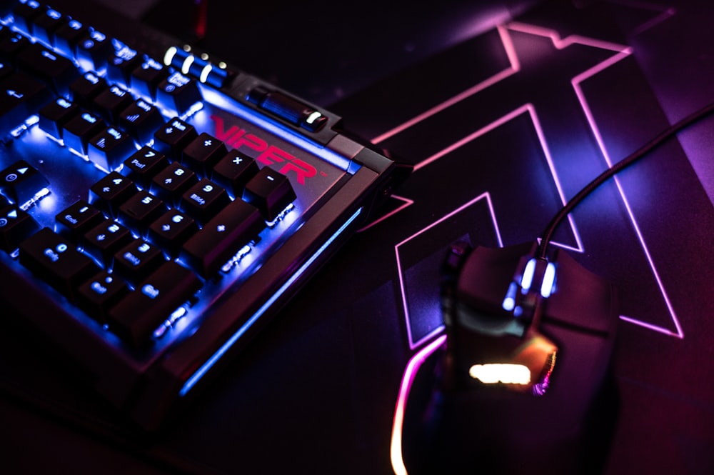 Leetdesk Photos | Télécharger des images gratuites sur Unsplash Leetdesk Photos | Télécharger des images gratuites sur Unsplash