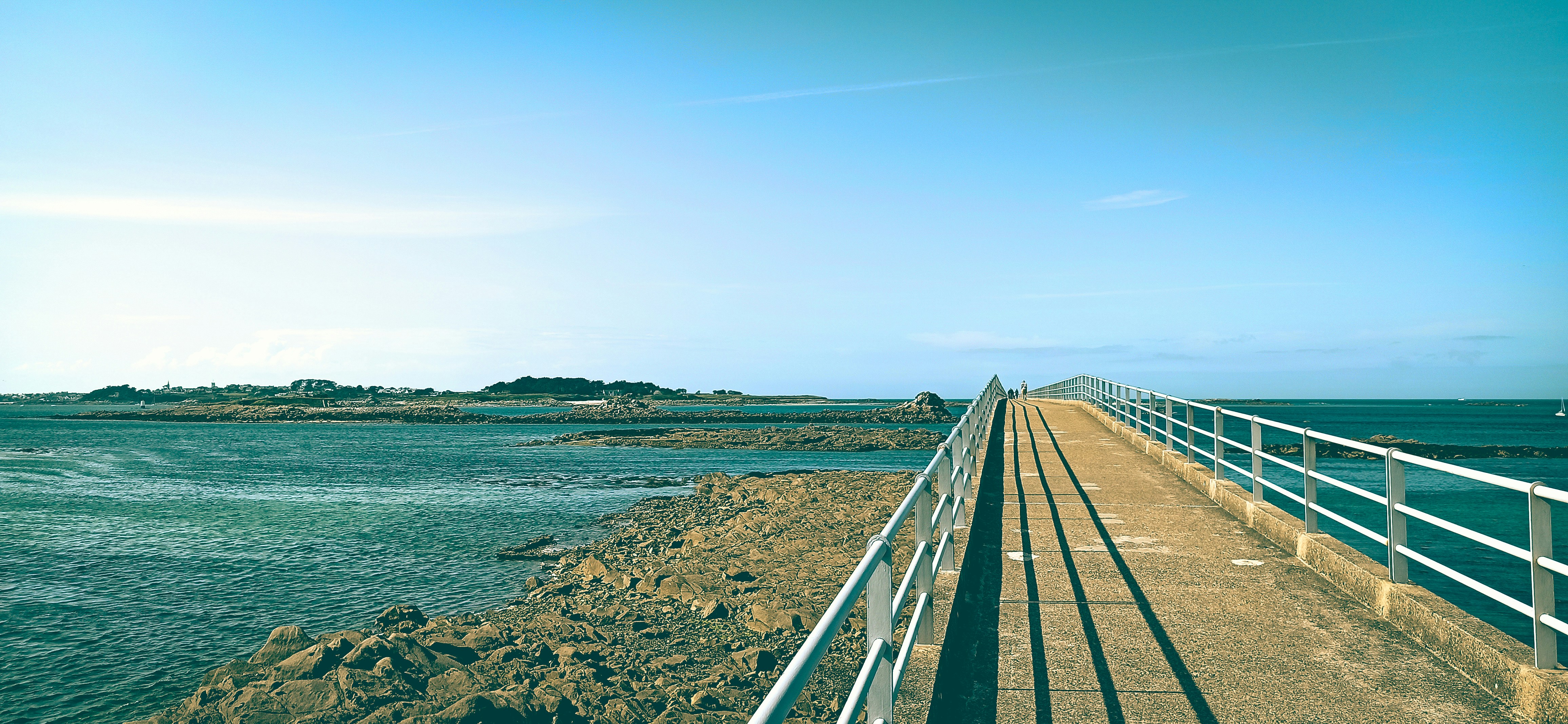 Pier of Perspective: A Quiet Walk Toward the Horizon
