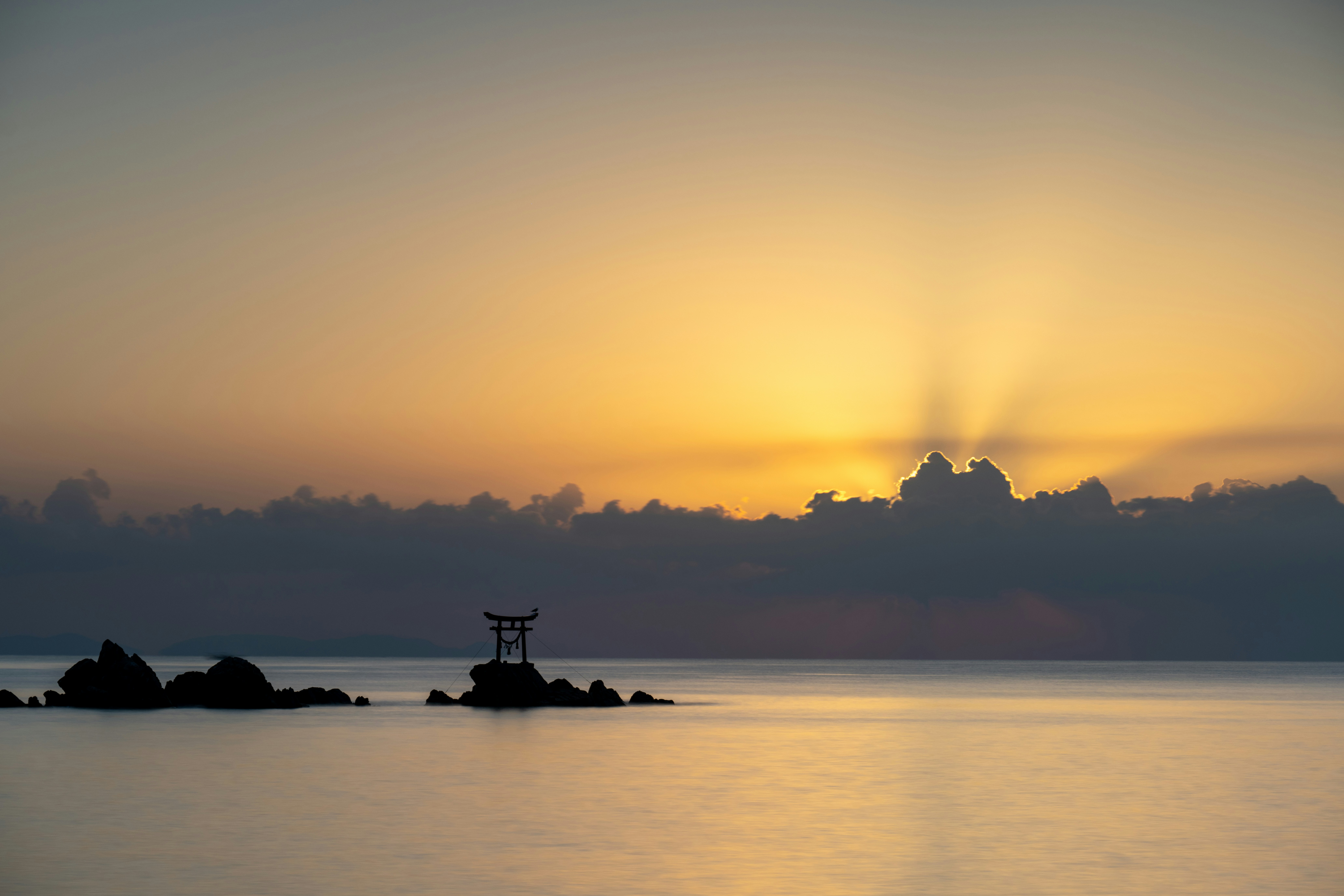Dawn Shrine on Quiet Horizon