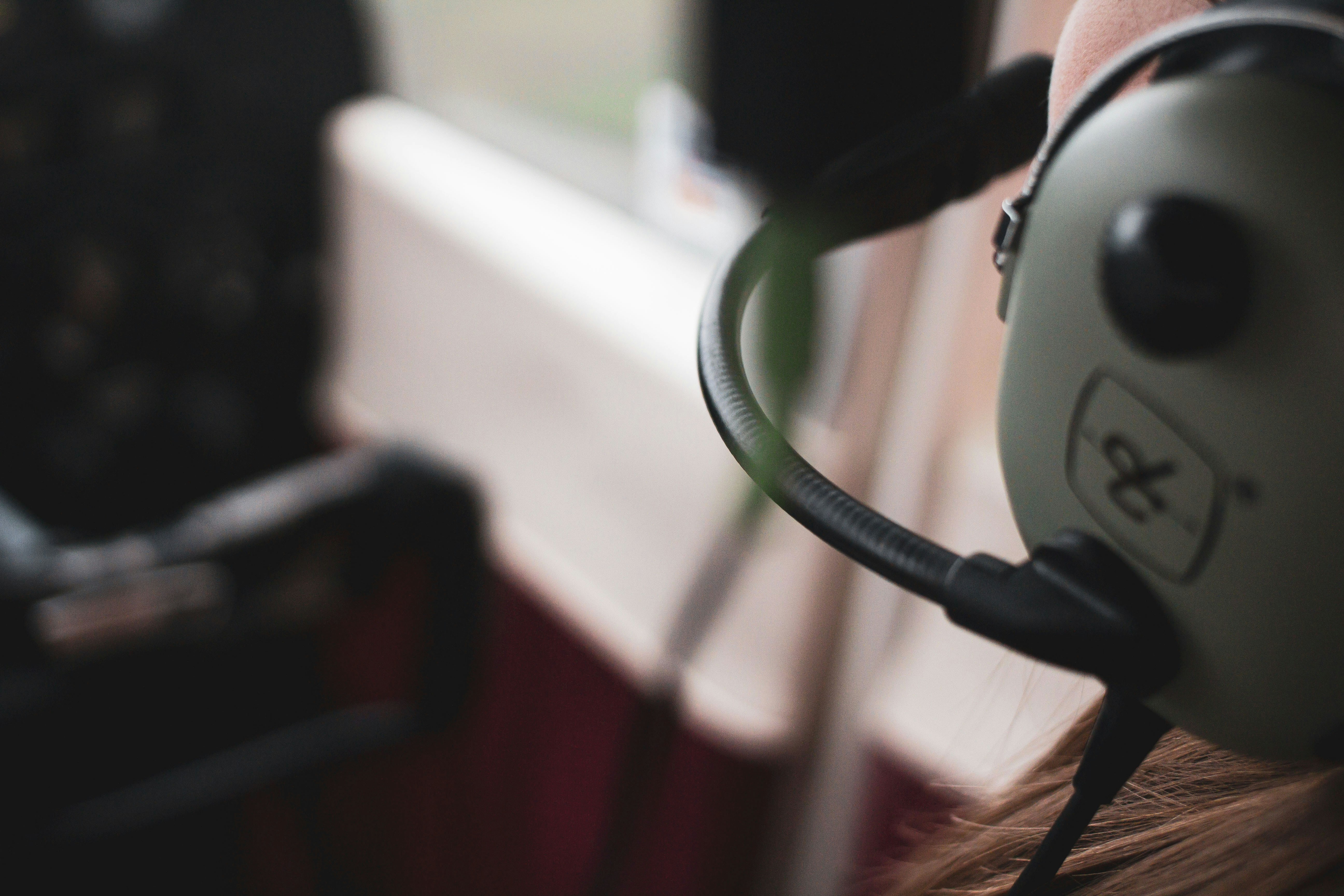 Close-Up Cockpit Headset: The Quiet Focus of a Pilot’s Mic