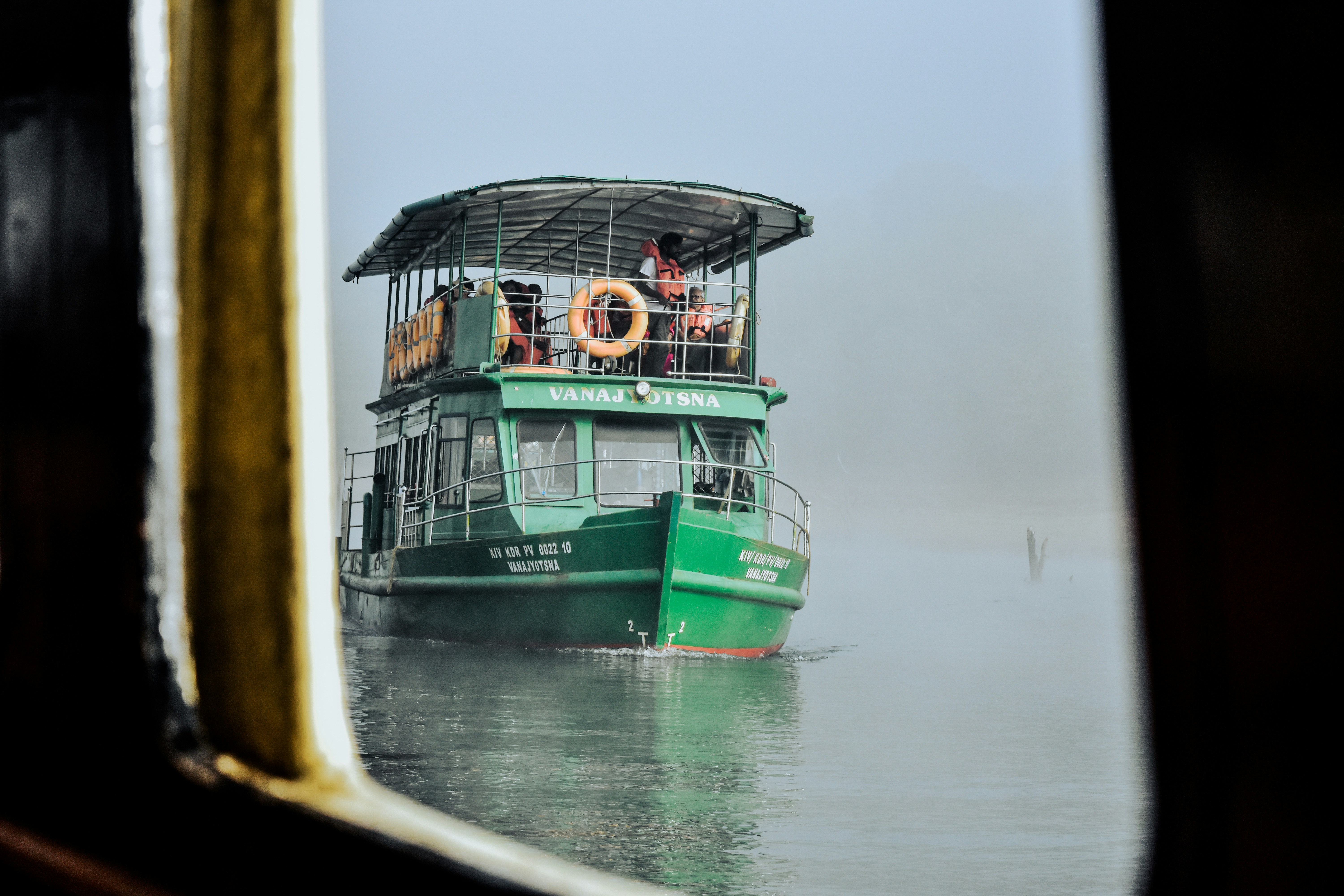 Serenity on the Water: A Glimpse of Tranquil Journeys