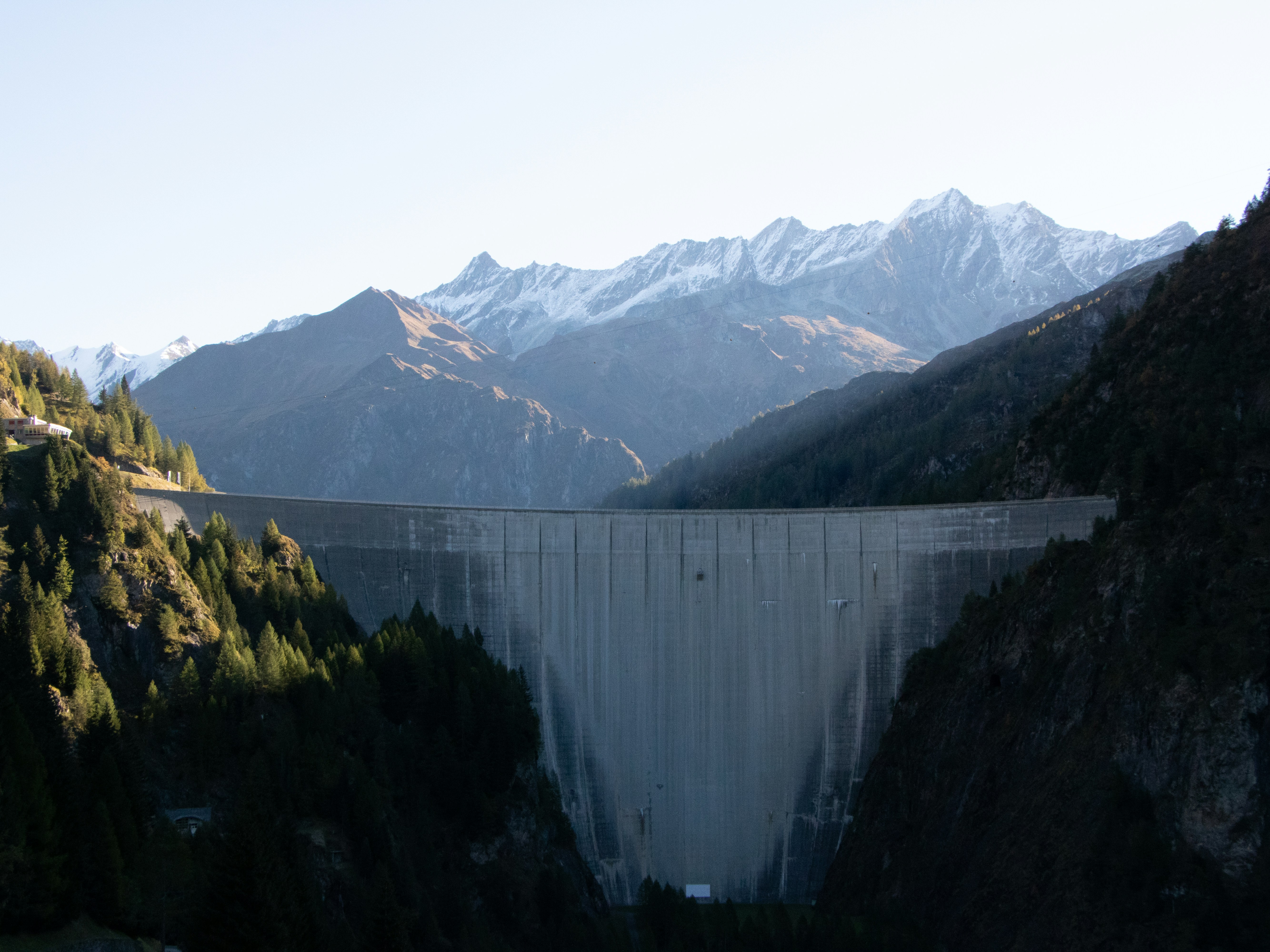 Haut Barrage Photos | Télécharger des images gratuites sur Unsplash