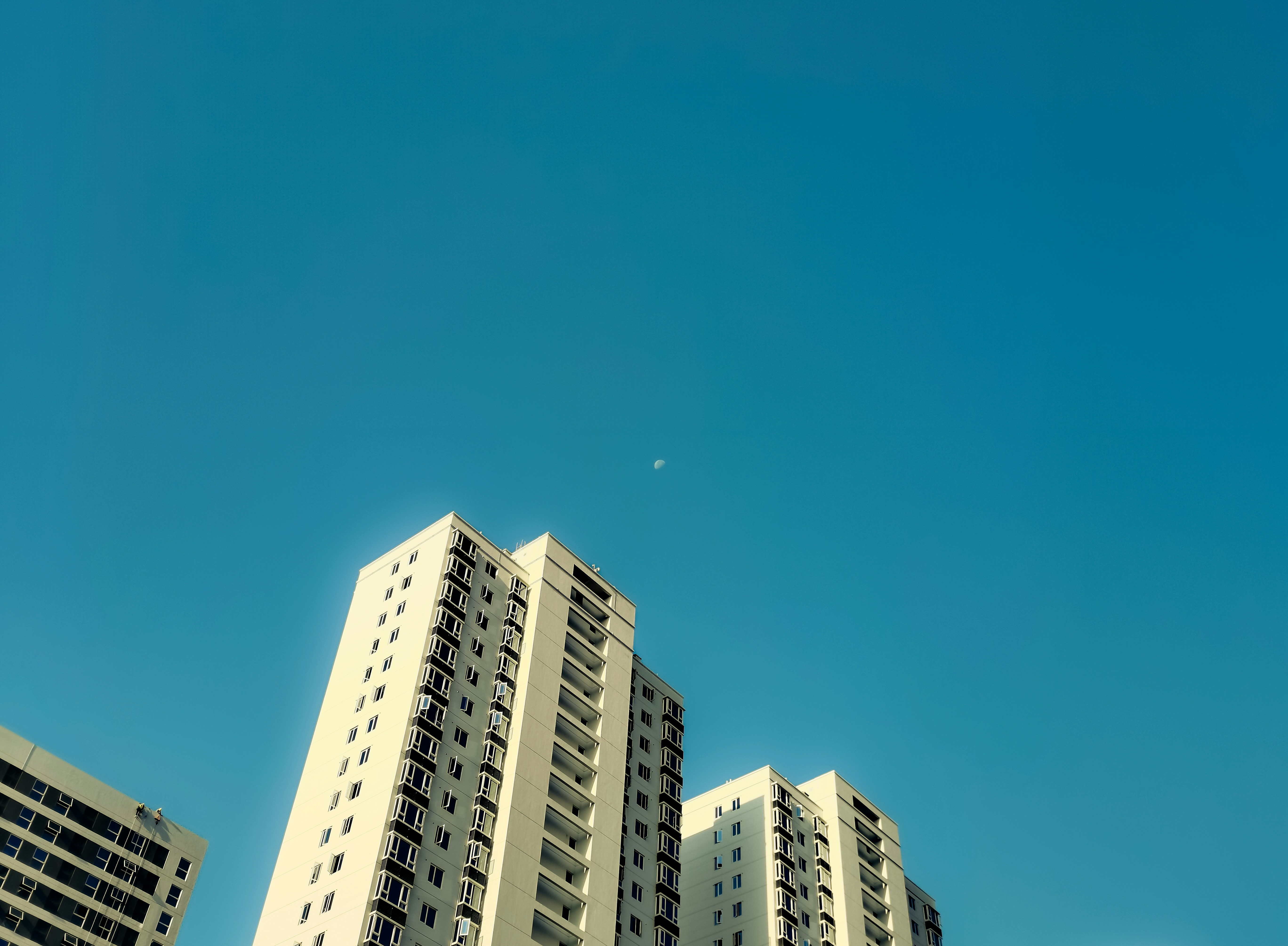 Blue Buildings Pictures | Download Free Images on Unsplash