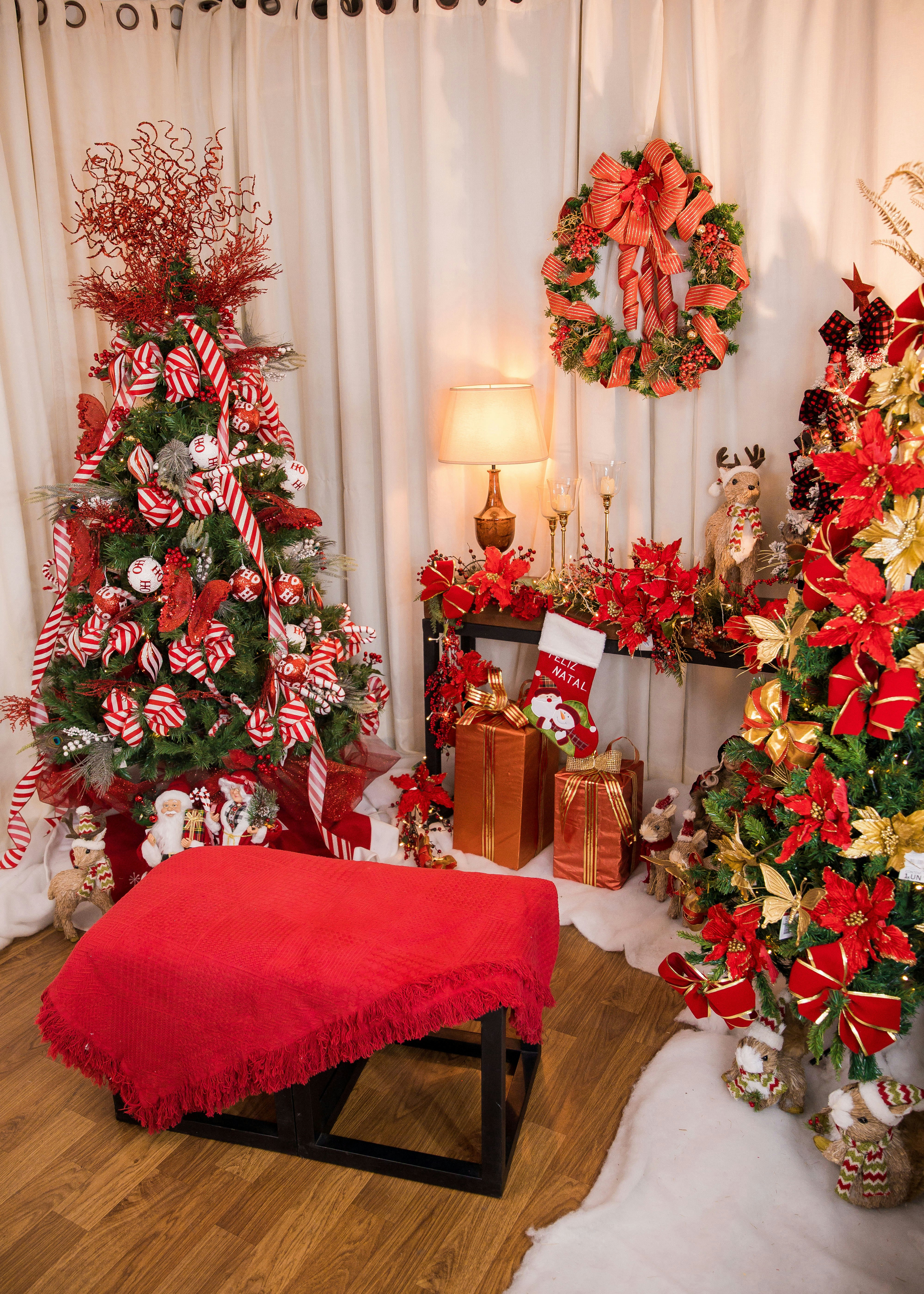 a decorated christmas tree in a living room