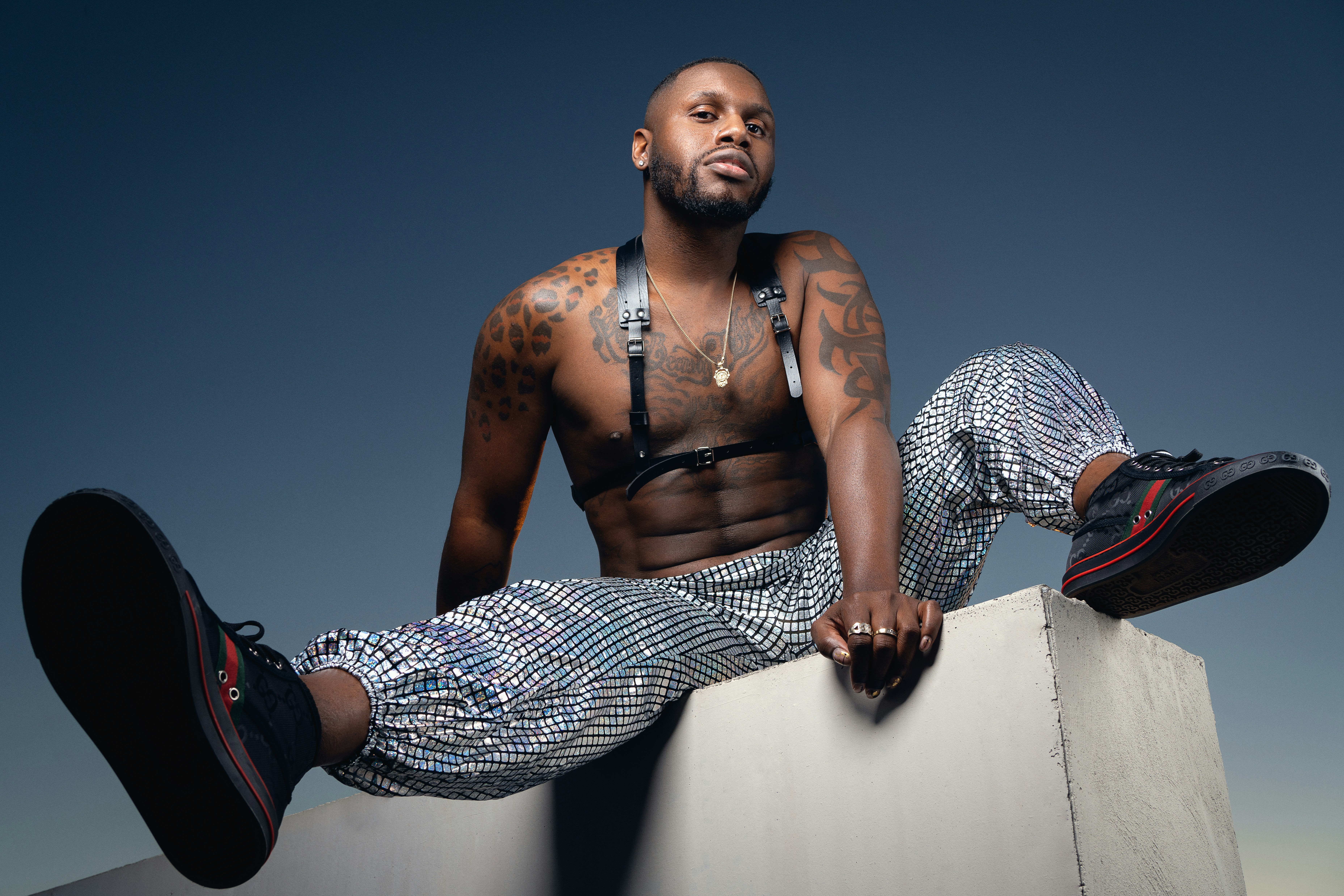 Edge of Gravity: A Bold Portrait of Strength and Balance on Concrete