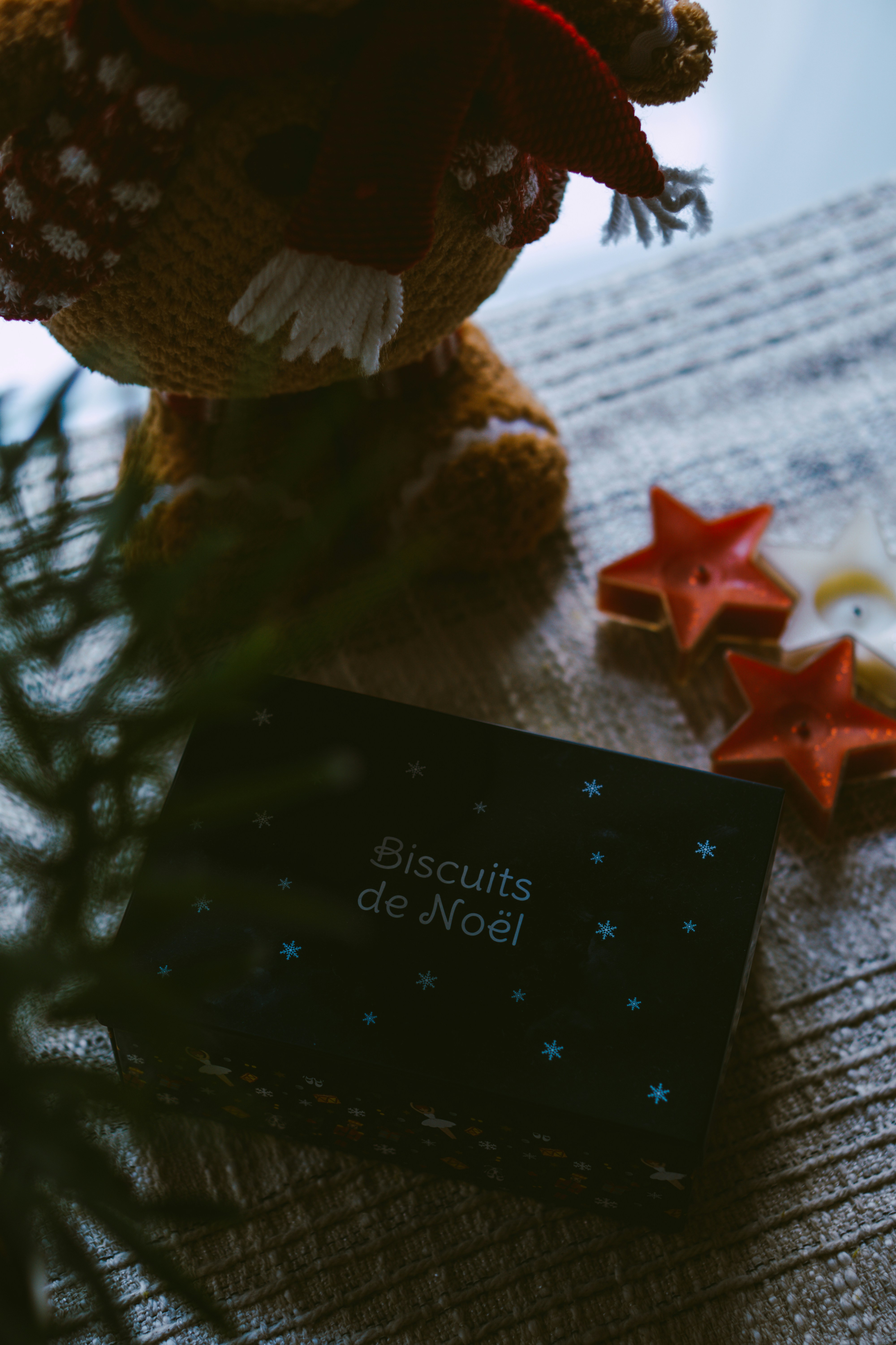 Christmas vibes at home

Instagram.com/contentbyemileEmile