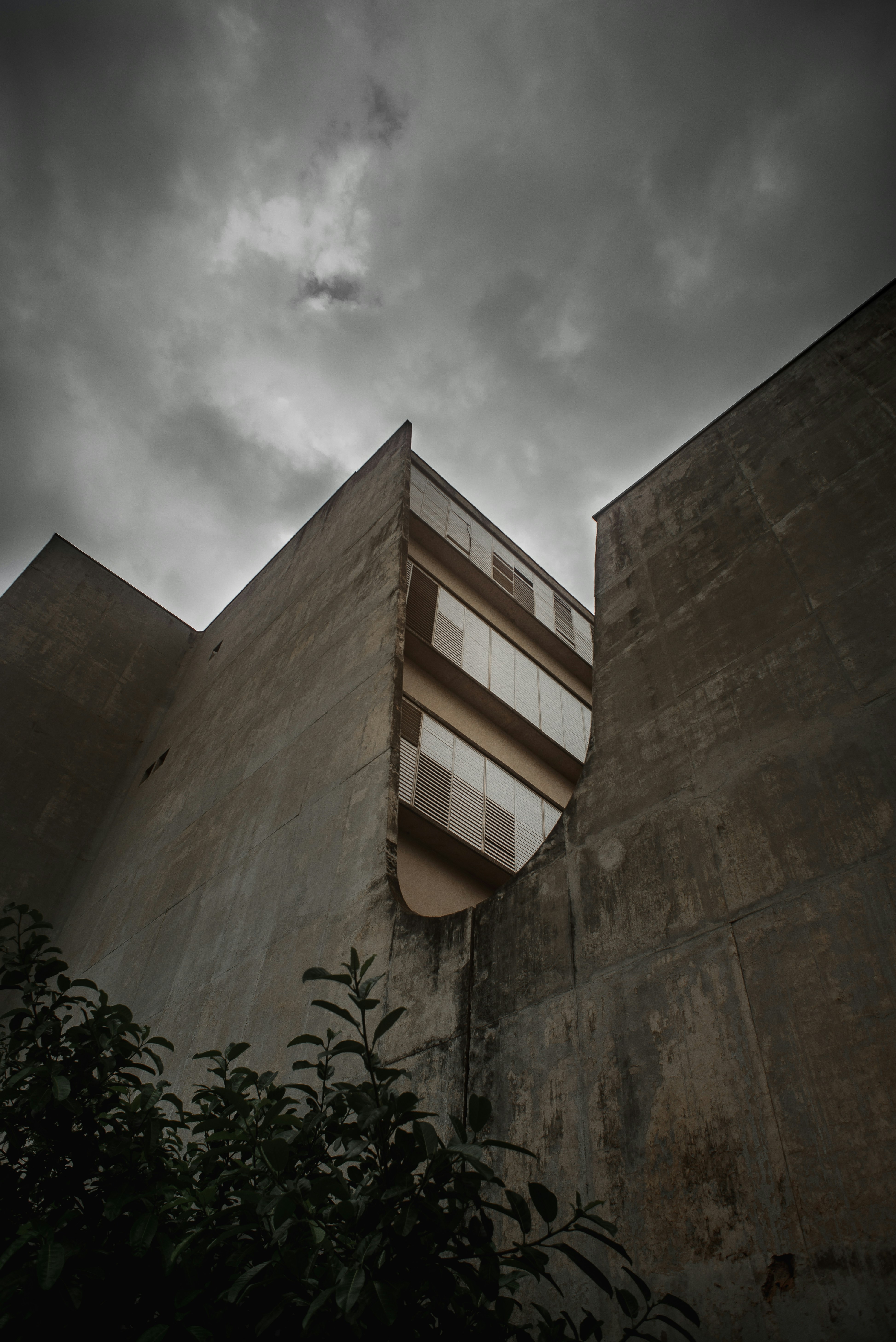 Dark Hospital Pictures | Download Free Images on Unsplash