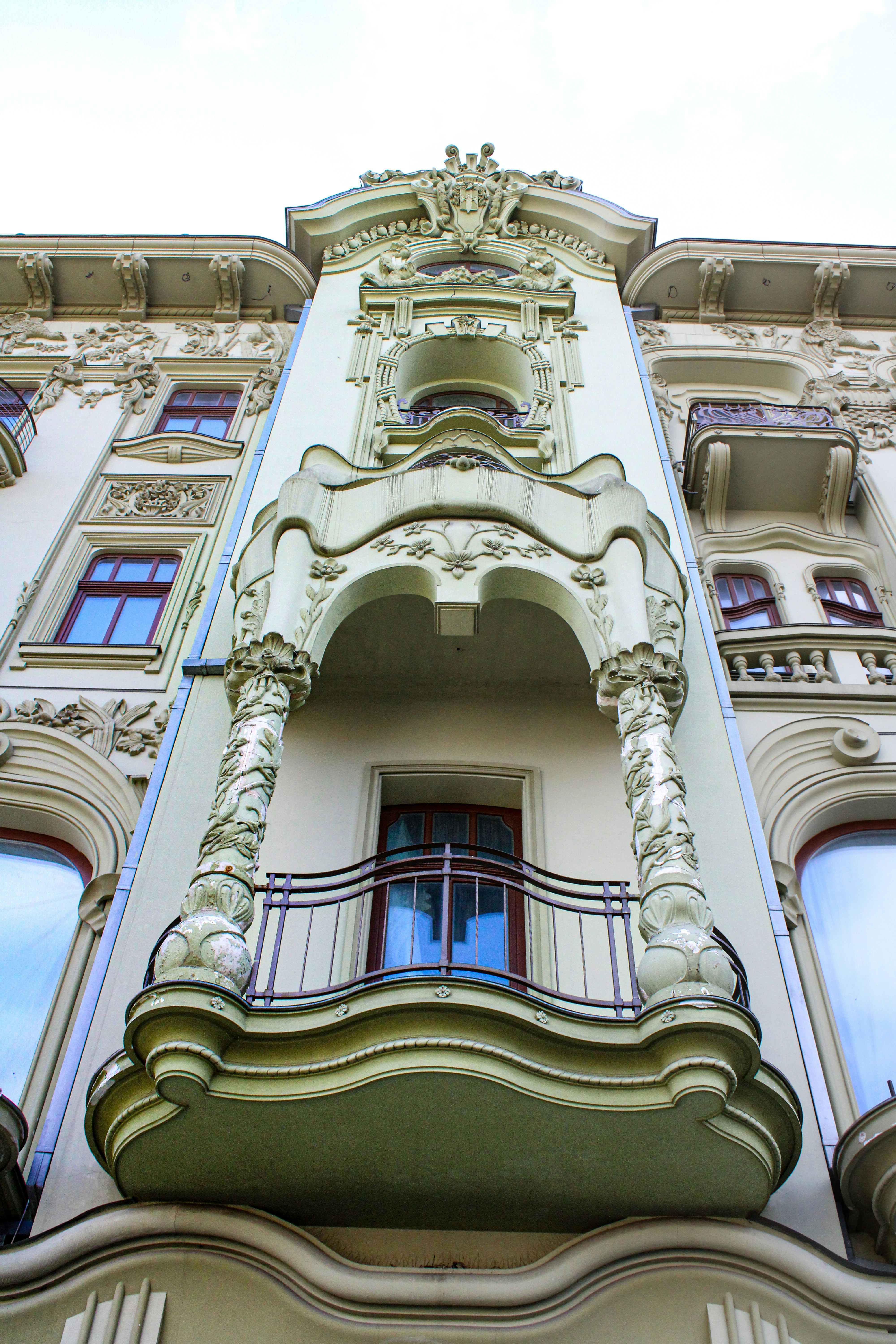 Beaux-Arts Balcony in Focus: Twisted Columns Framing a Central Facade