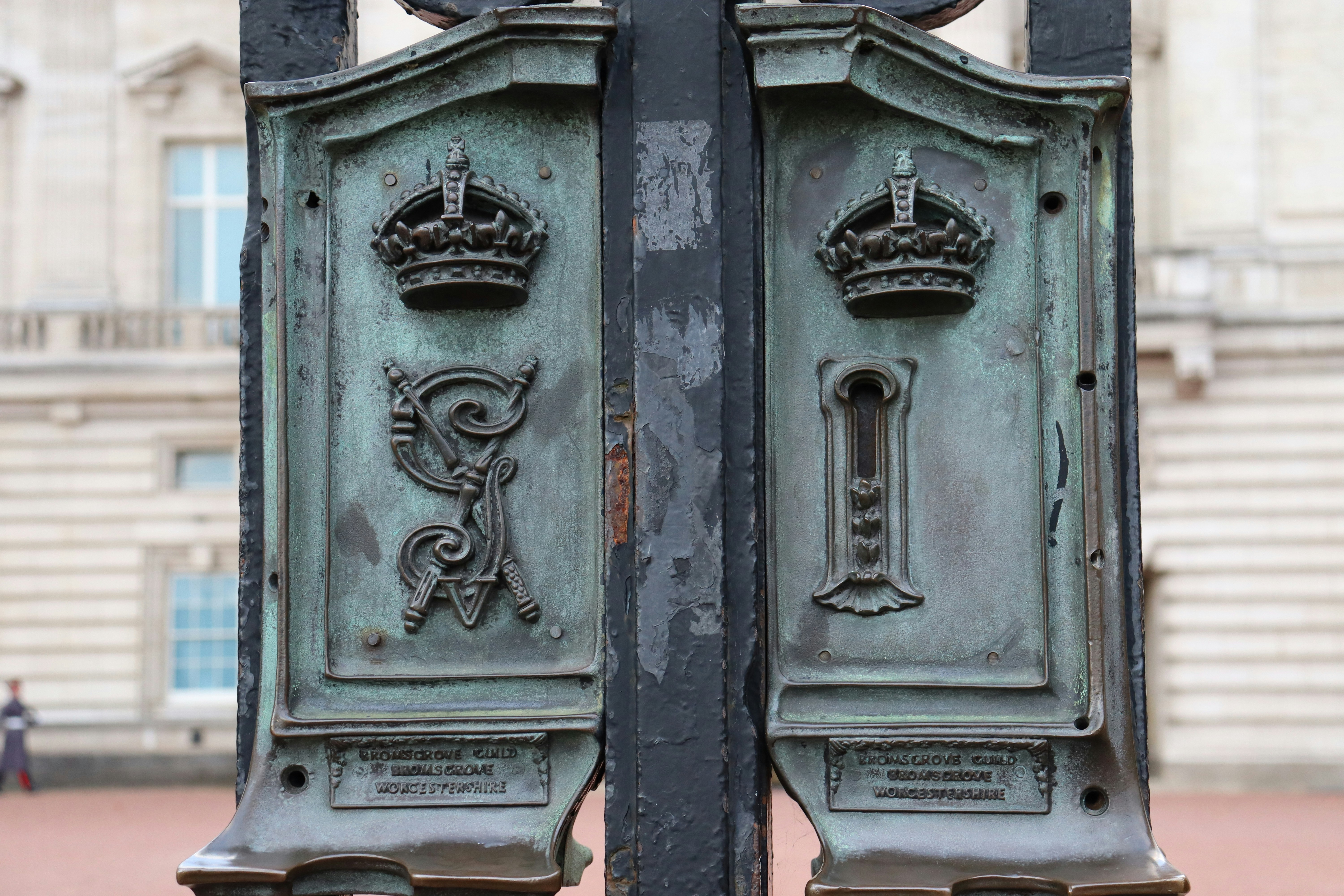 Royal Emblems: A Glimpse into Heritage