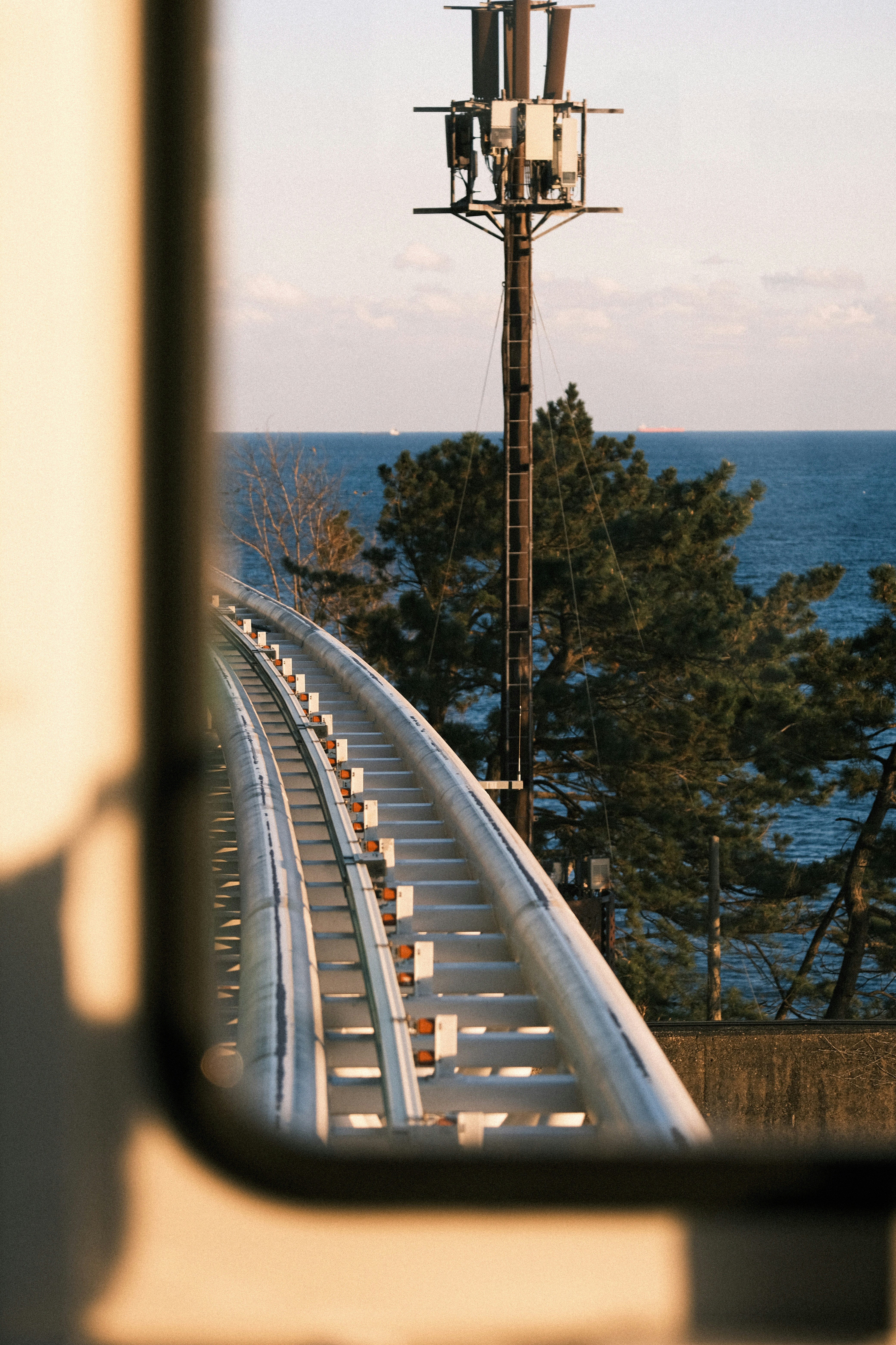 Railing to the Sea: A Railridge Perspective
