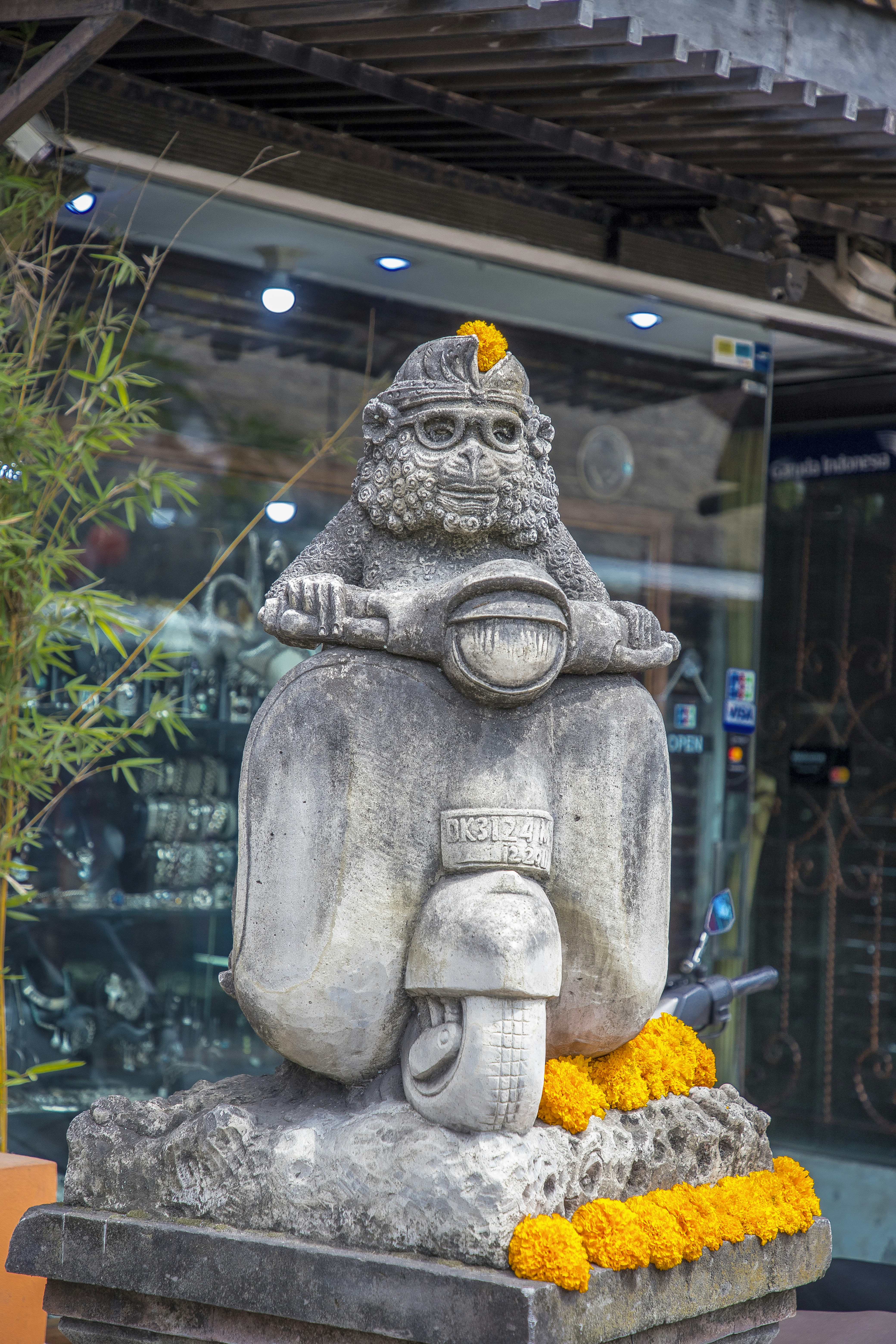 Marigold-Crowned Scooter Guardian