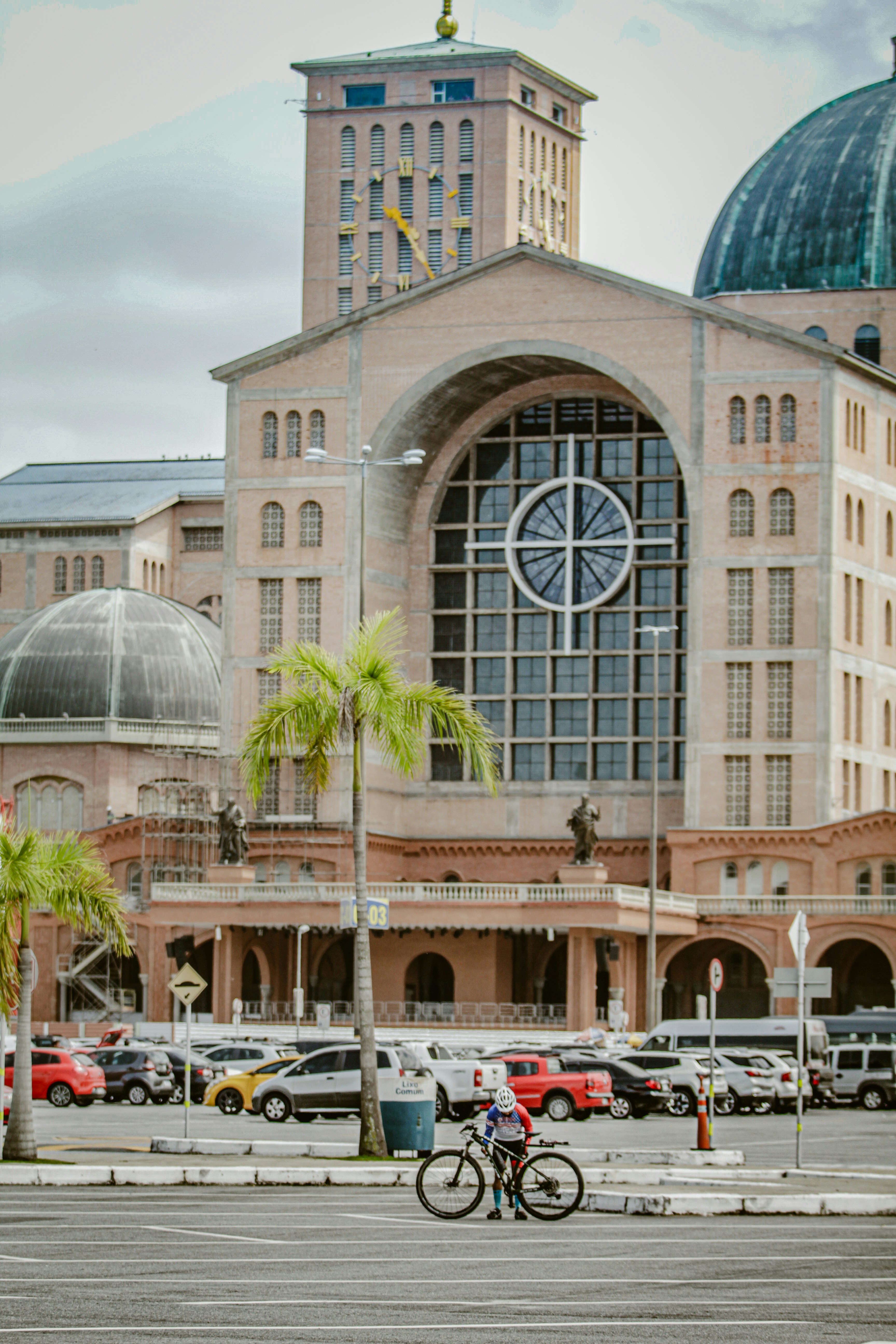 Photo by Guilherme Gomes Dos Santos with Canon EOS 1300D