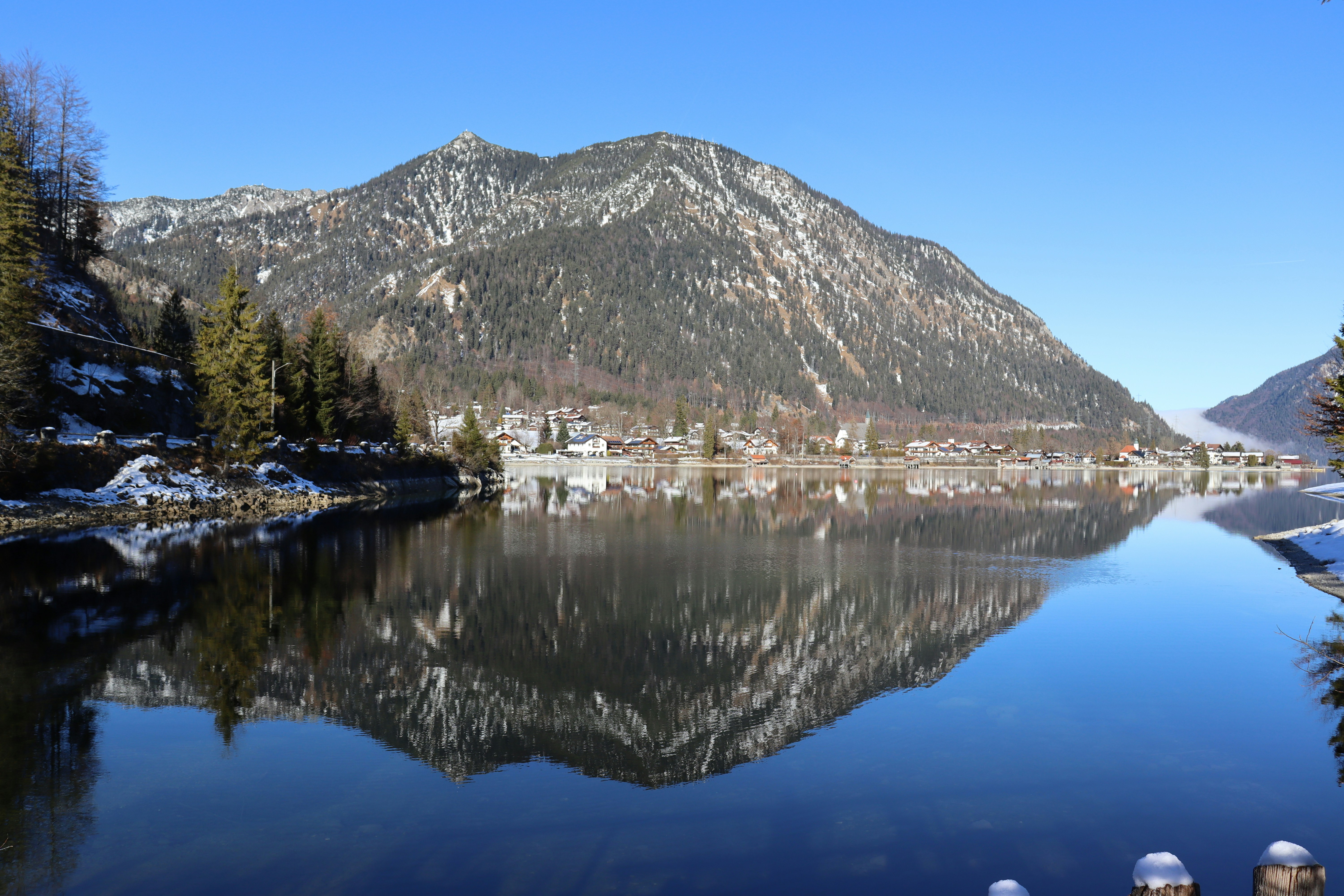 Snow Mountain Lake Pictures | Download Free Images on Unsplash